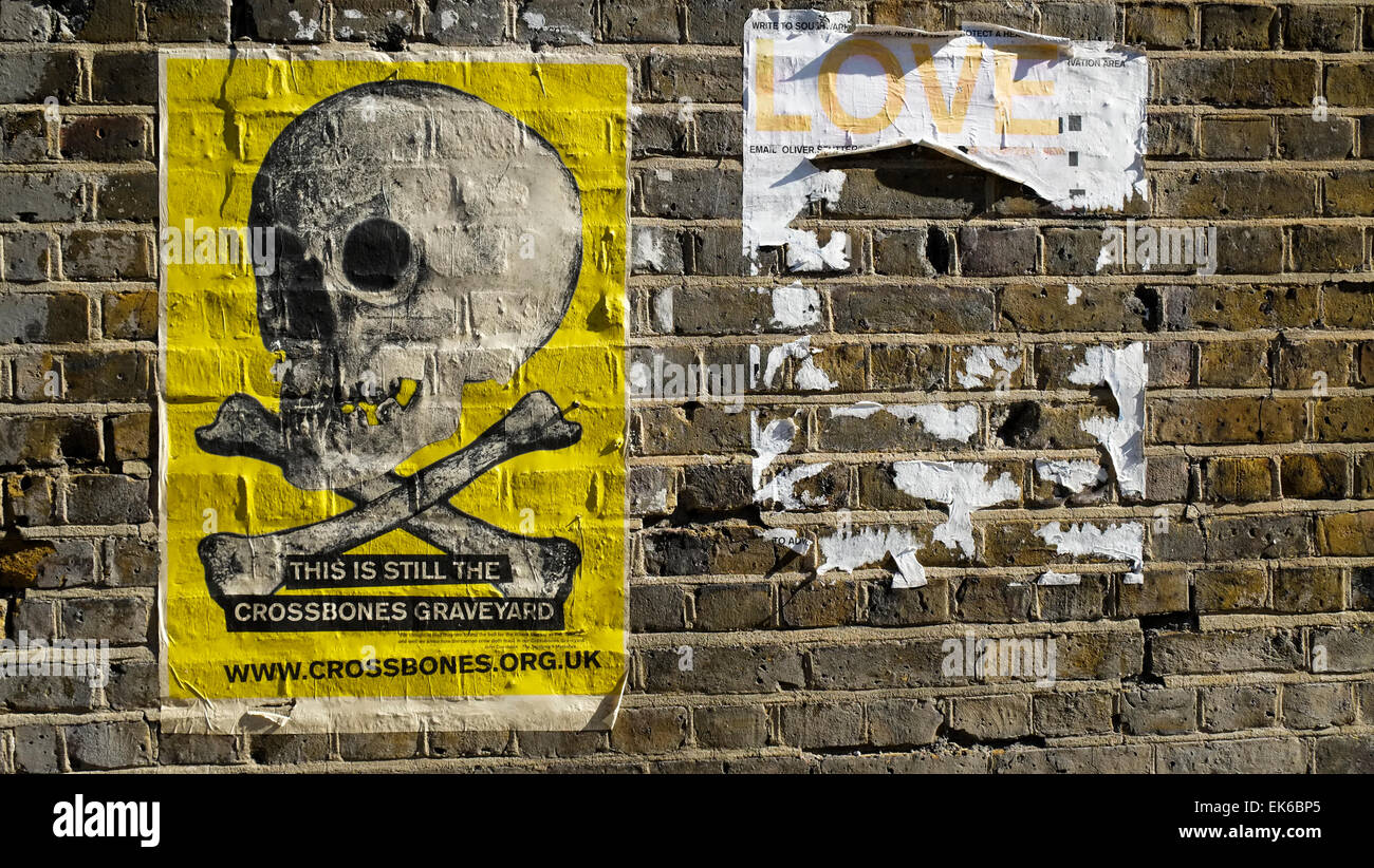 The Crossbones Graveyard Stock Photo - Alamy