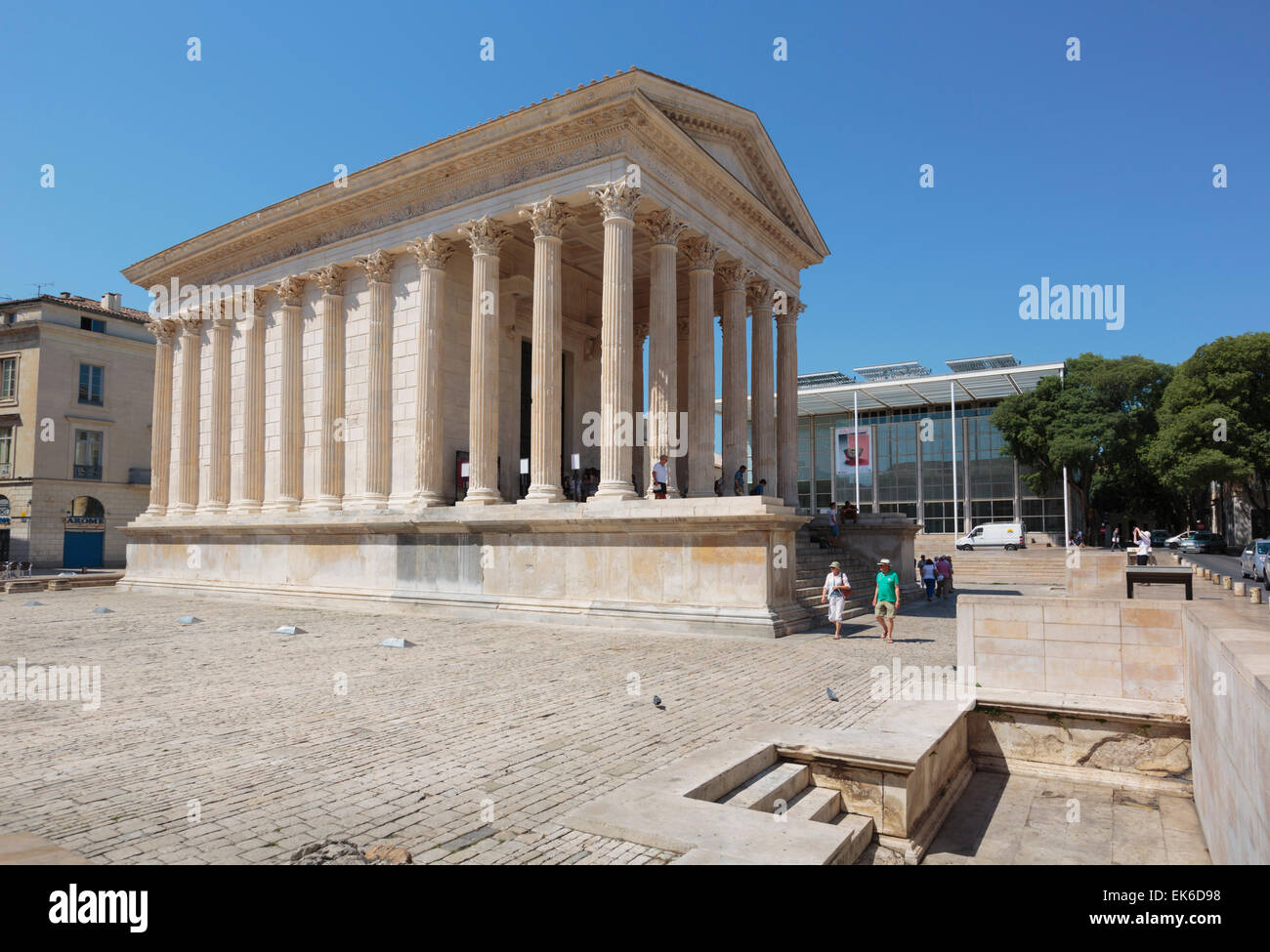 Nimes roman monuments city hi-res stock photography and images - Alamy