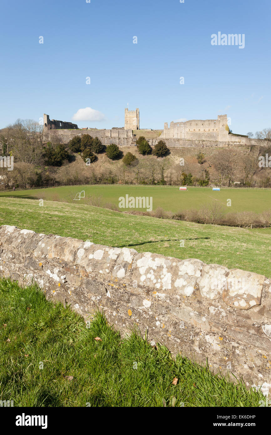 Richmond castle wall hi-res stock photography and images - Alamy