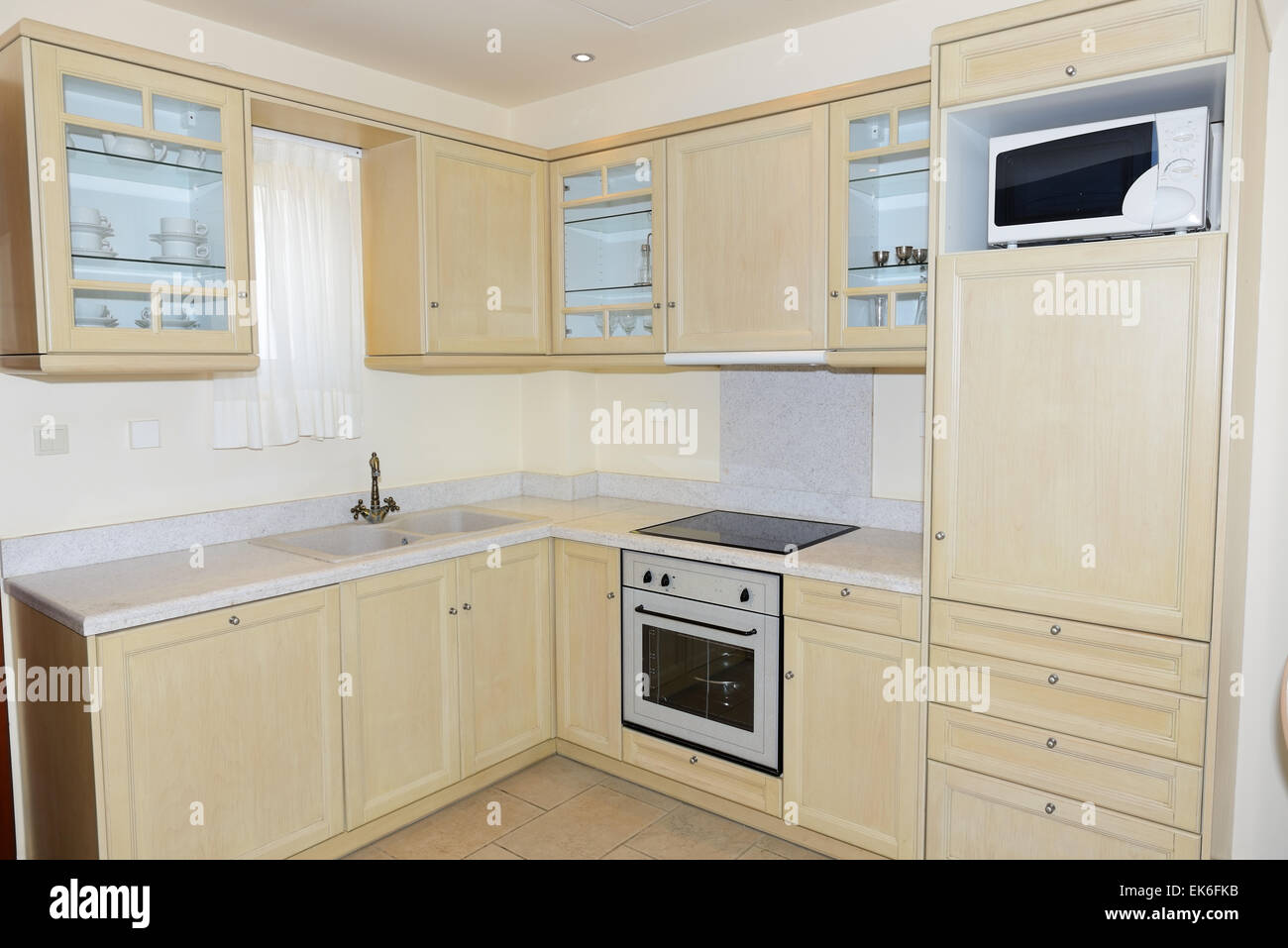 Hotel kitchen hi-res stock photography and images - Alamy