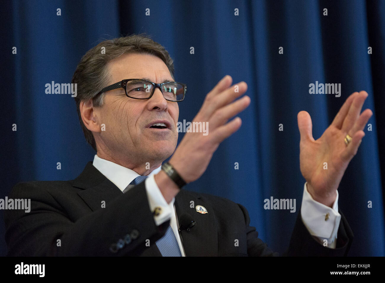 Former Texas Governor and potential Republican presidential candidate ...