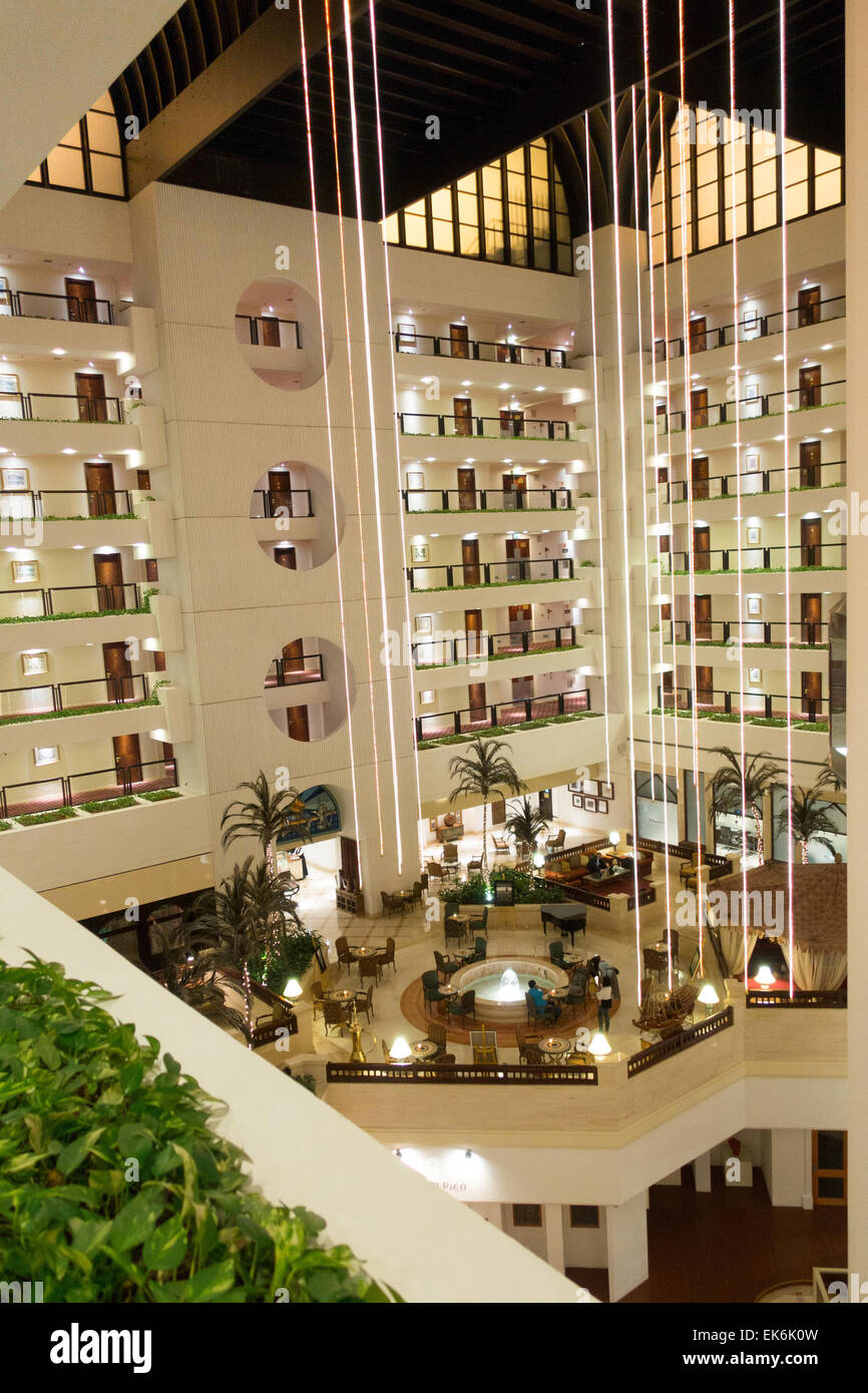 Entrance Foyer of the Intercontinental Hotel, Muscat, Oman Stock Photo ...
