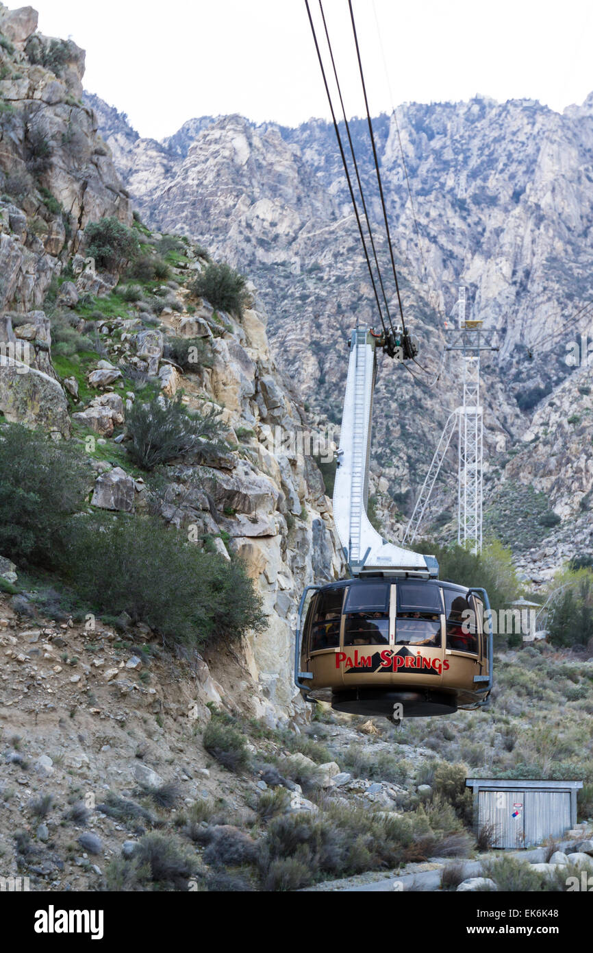 Aerial tram tower hi-res stock photography and images - Alamy