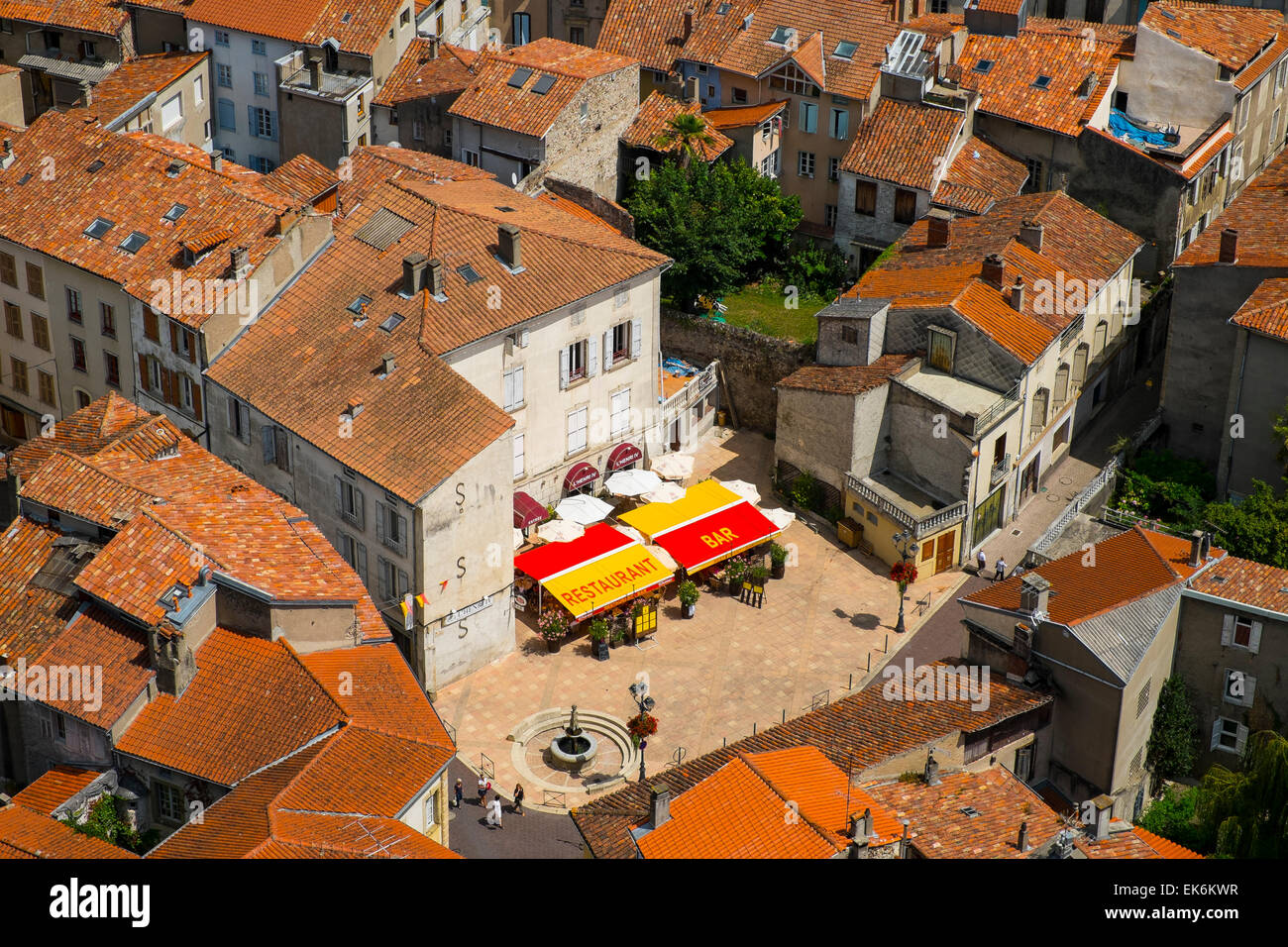 Town square hi-res stock photography and images - Alamy