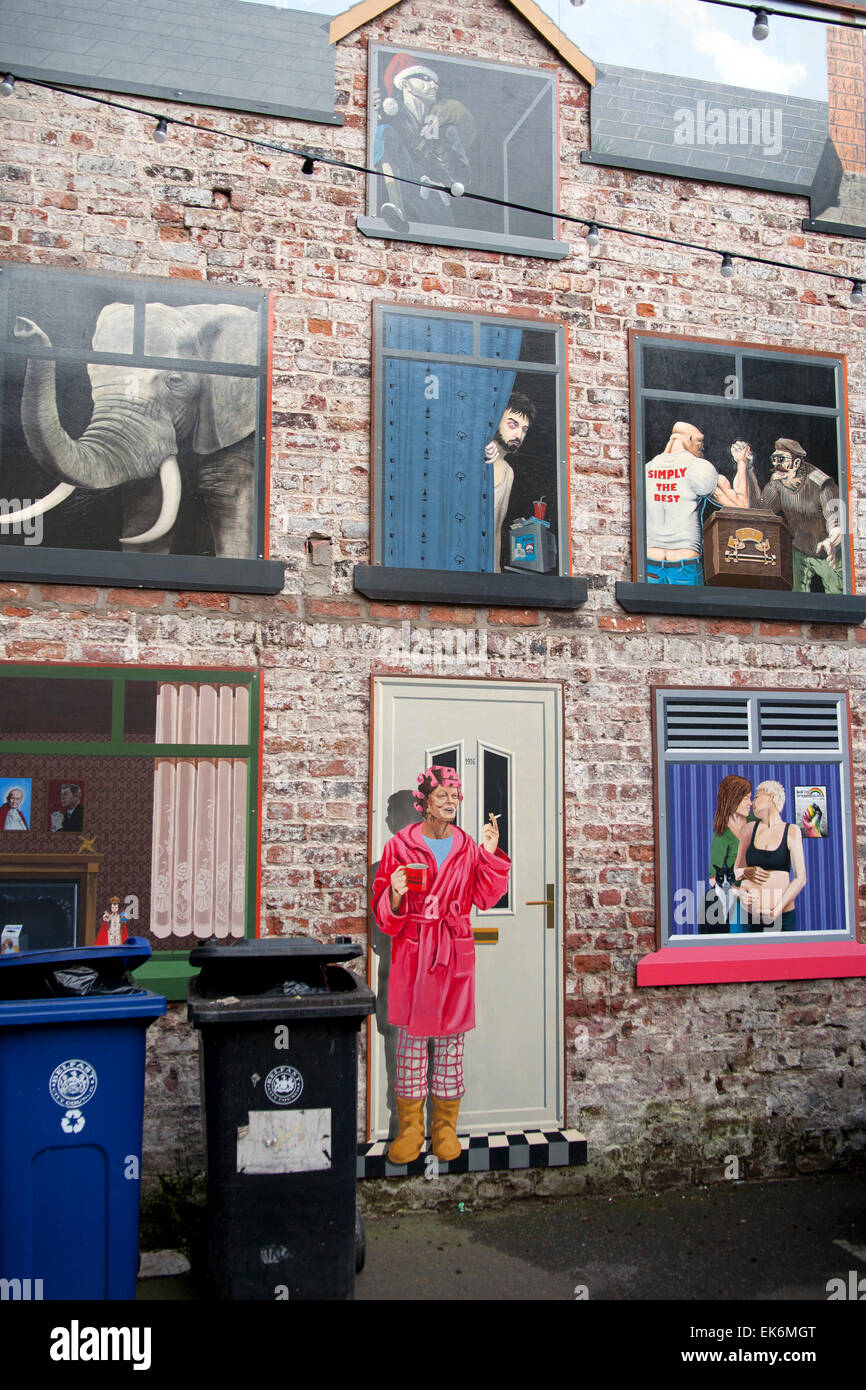 Murals off Donegall Street Belfast, Northern Ireland Stock Photo - Alamy