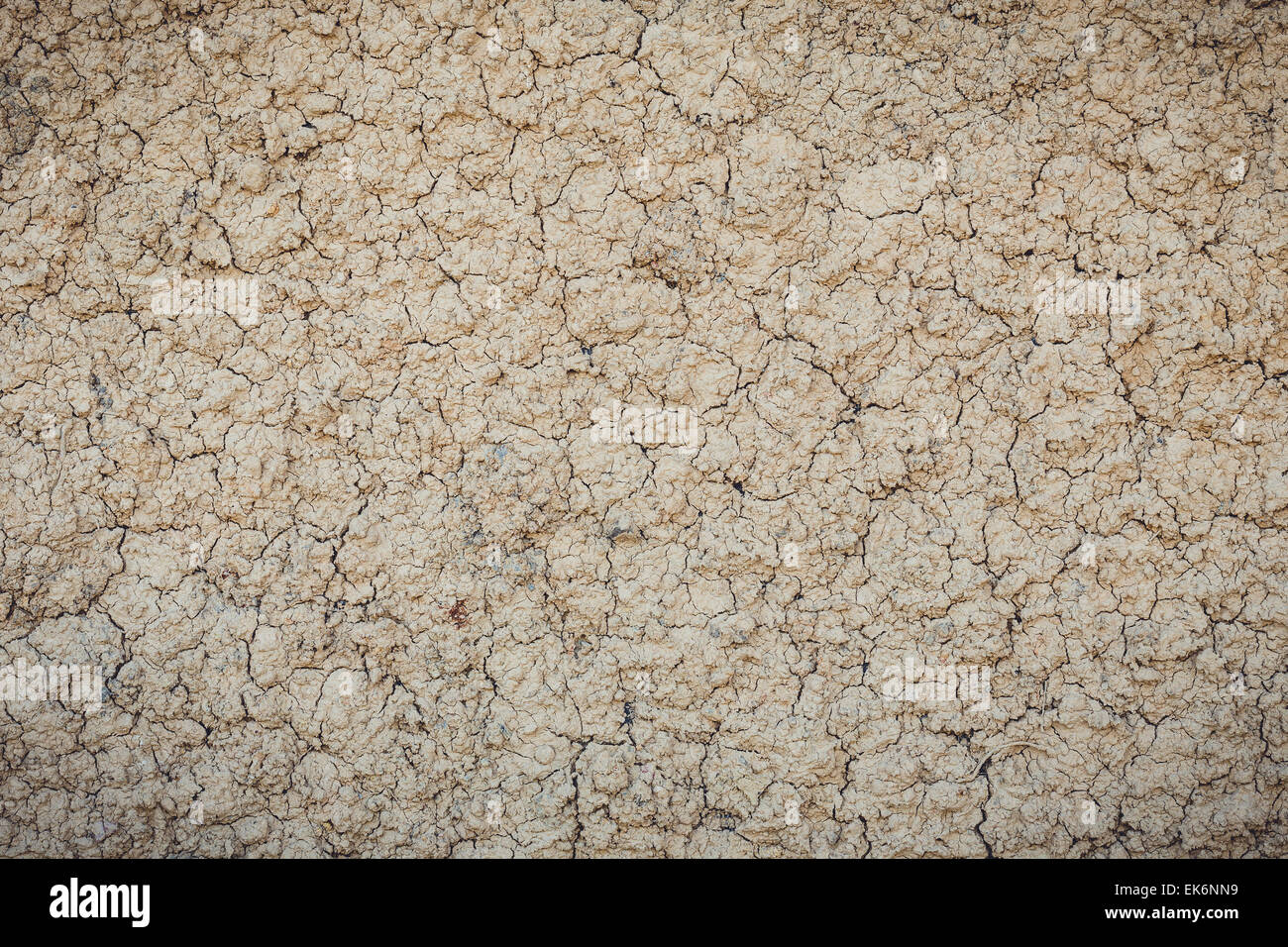 Texture of crack clay wall background Stock Photo - Alamy