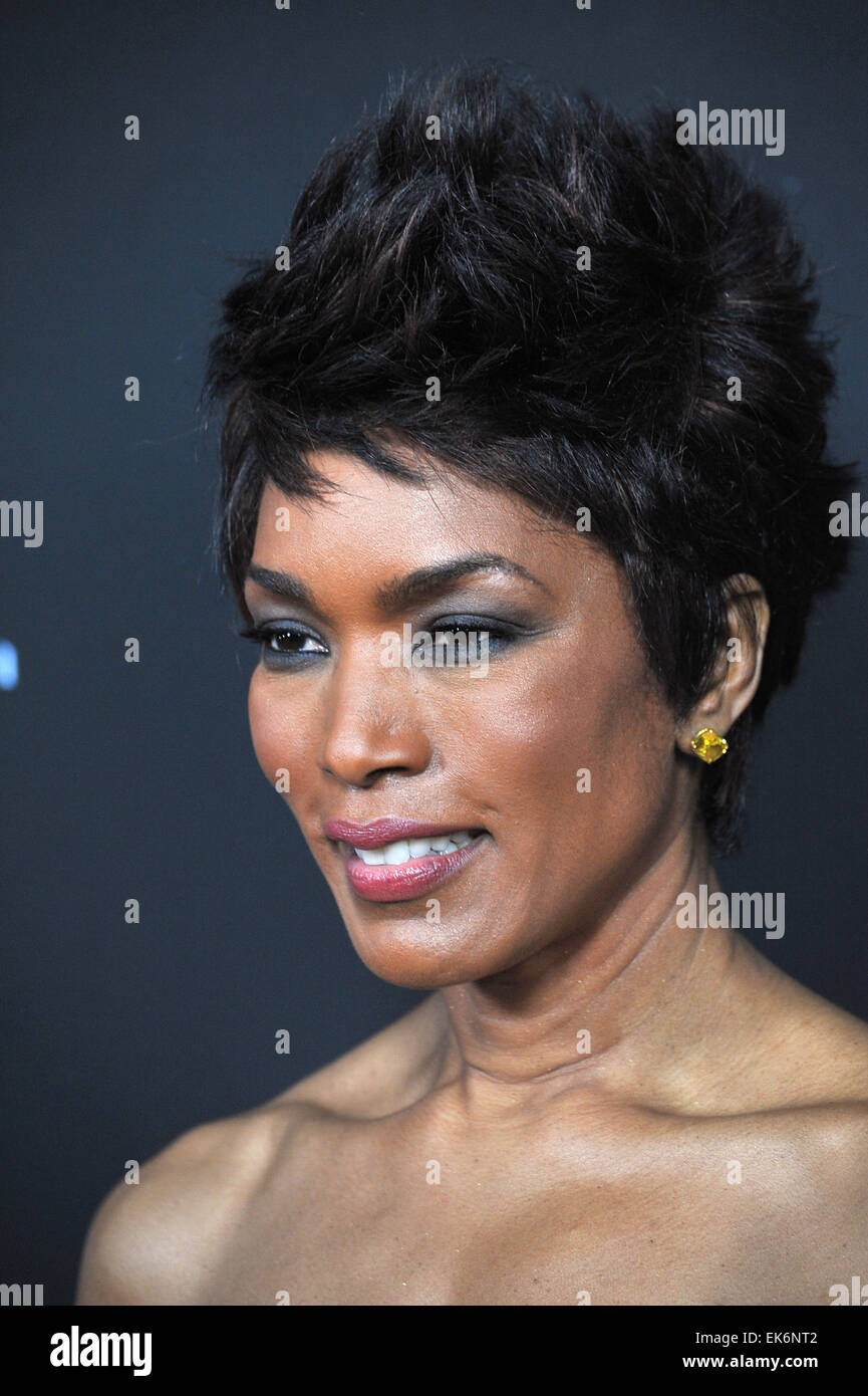 Angela bassett portrait hi-res stock photography and images - Alamy