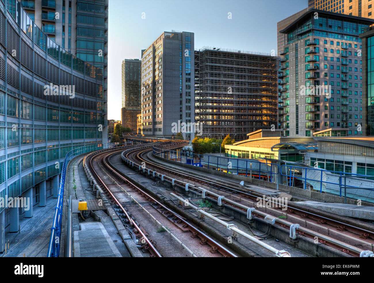 Dlr railway tracks hi-res stock photography and images - Alamy