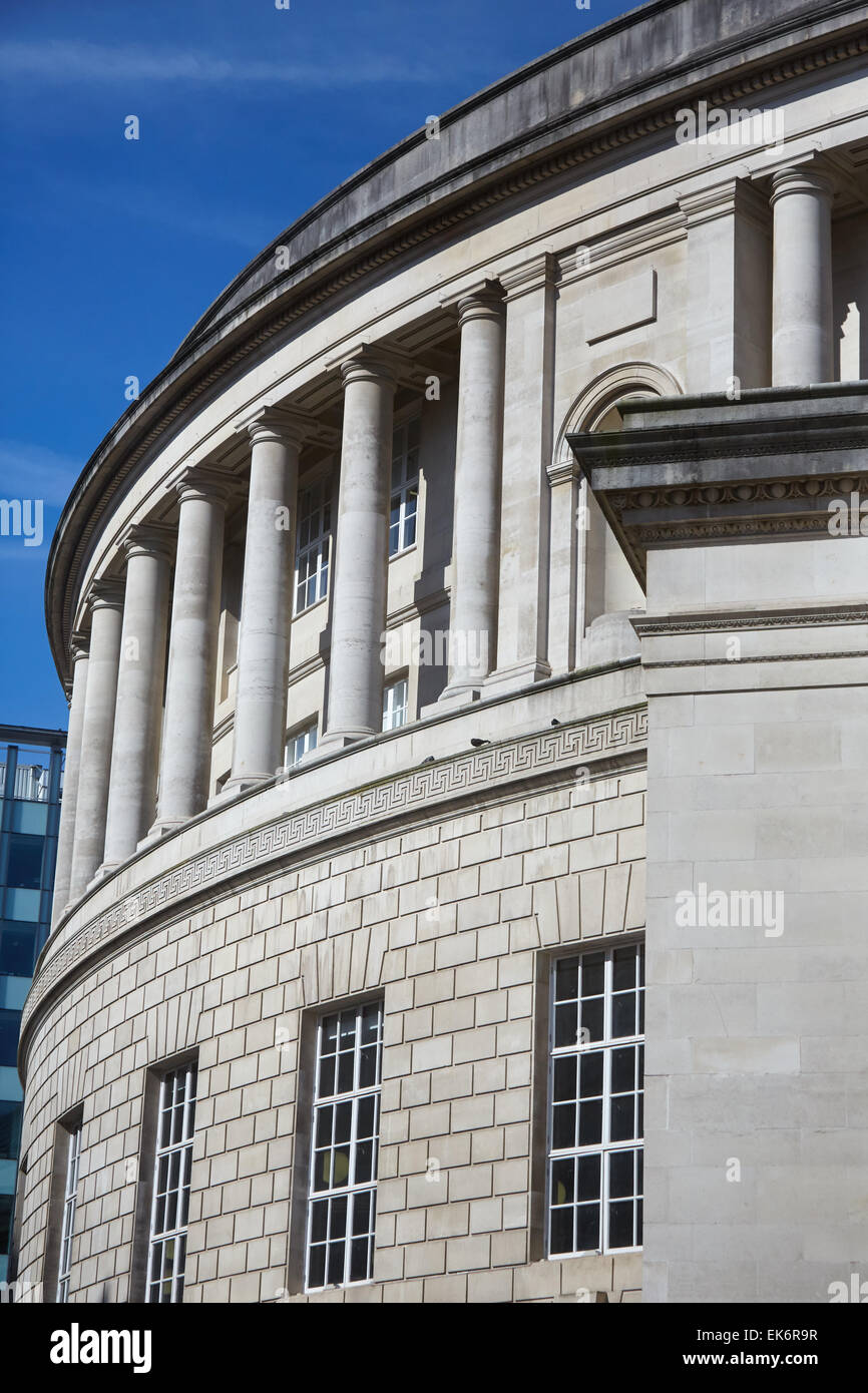 Manchester central library exterior roof detail Stock Photo - Alamy