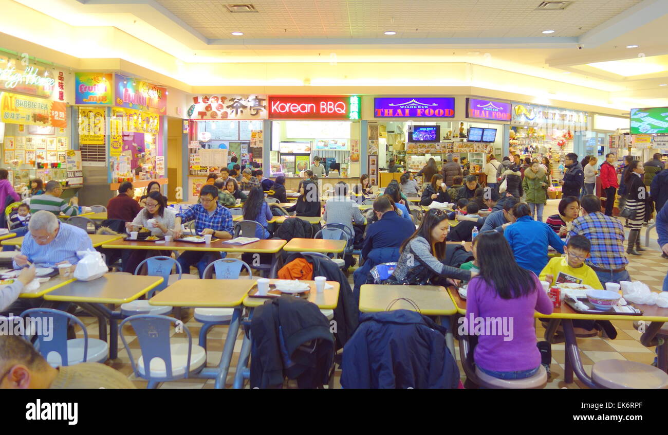 People Eating Food Court High Resolution Stock Photography and Images ...