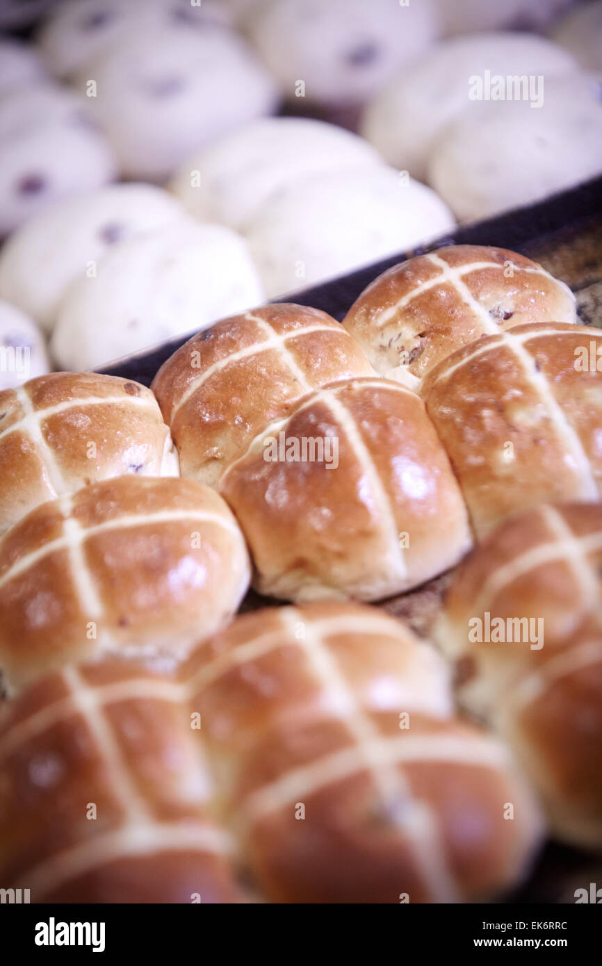Sheldon's bakery in Openshaw producing millions of hot cross bums for ...