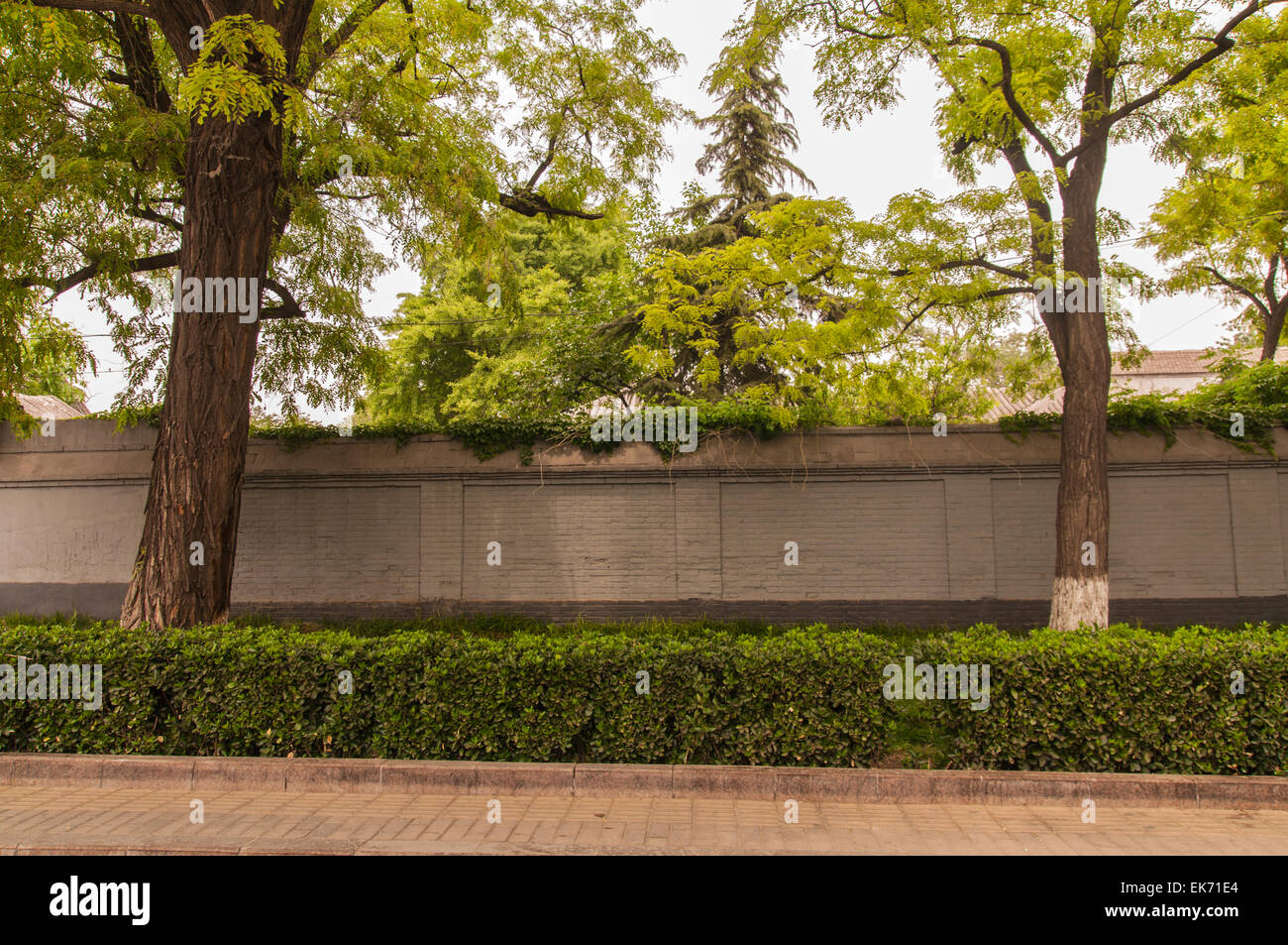 Chinese style fence along the road in beijing Stock Photo - Alamy