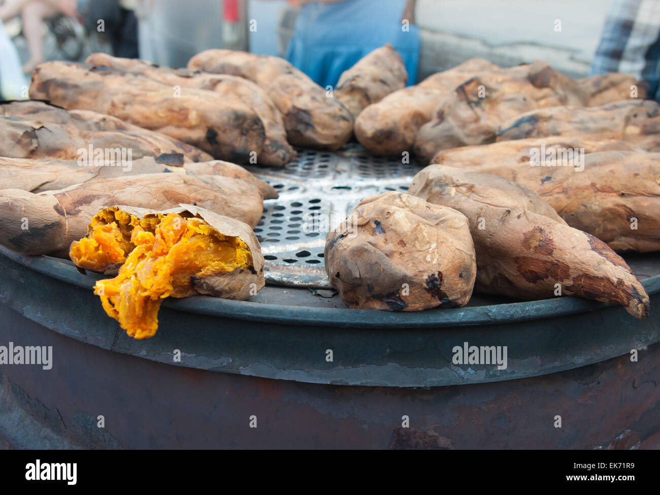 Cassava group hi-res stock photography and images - Alamy
