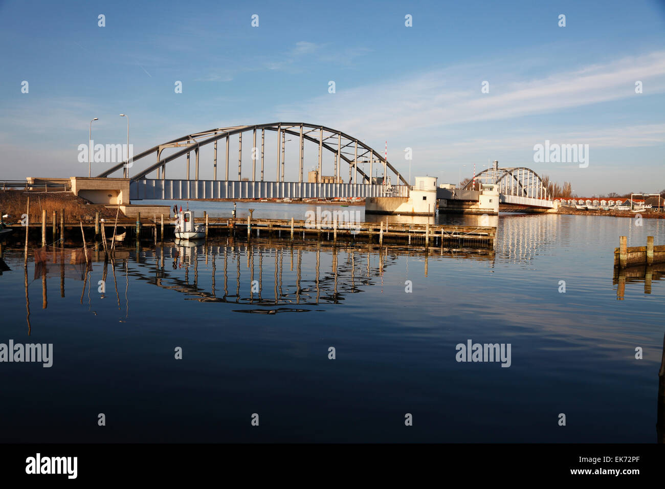 Sunset at the Guldborg Sound Bridge (Guldborgsundbroen) connecting ...