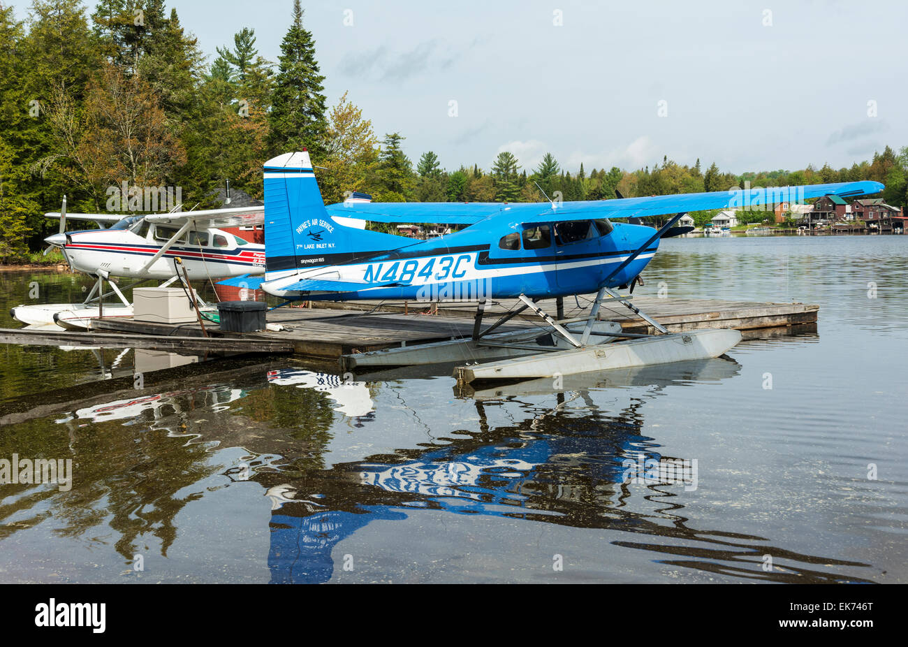 New York, Adirondack Park, Inlet, Payne's Air Service, Cessna float ...