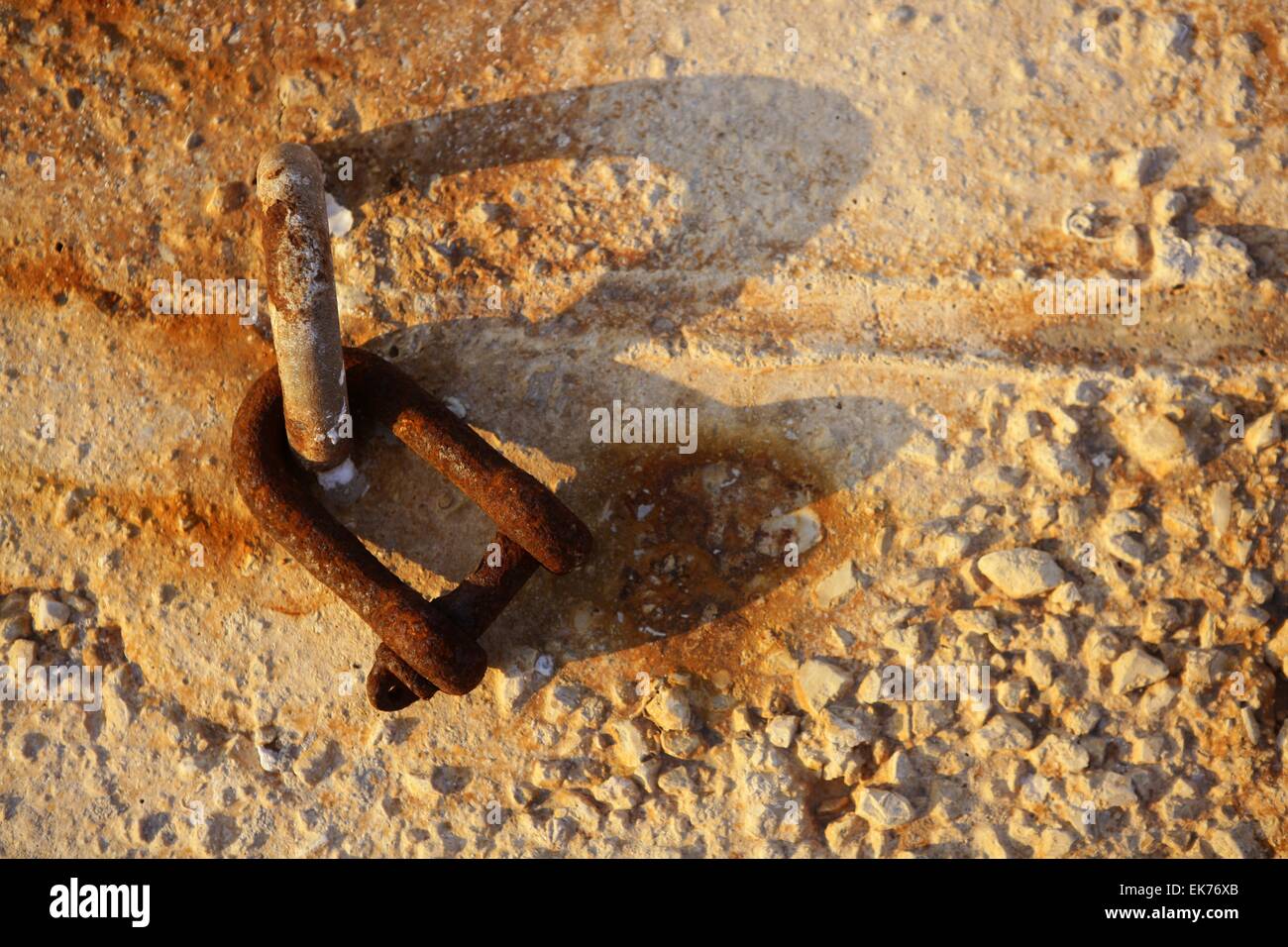 Antique shackle hi-res stock photography and images - Alamy