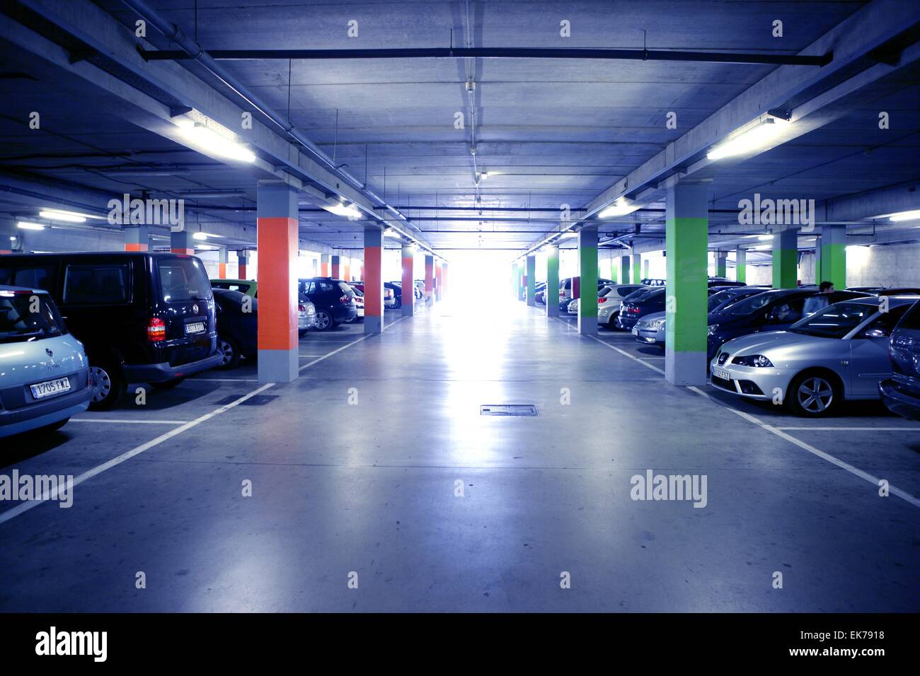 Large illuminated traffic signs hi-res stock photography and images - Alamy