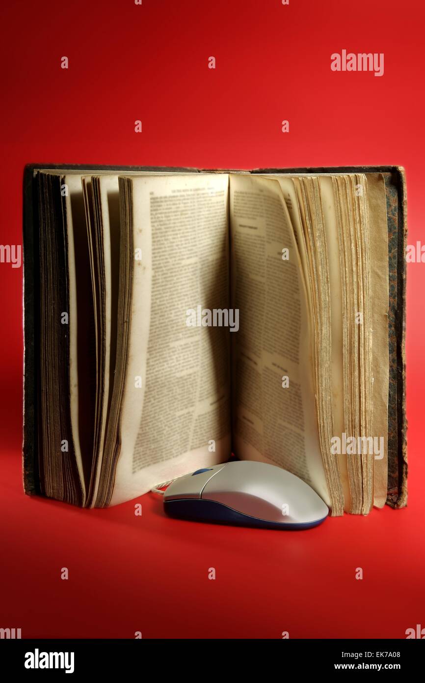 Agedbook hi-res stock photography and images - Alamy