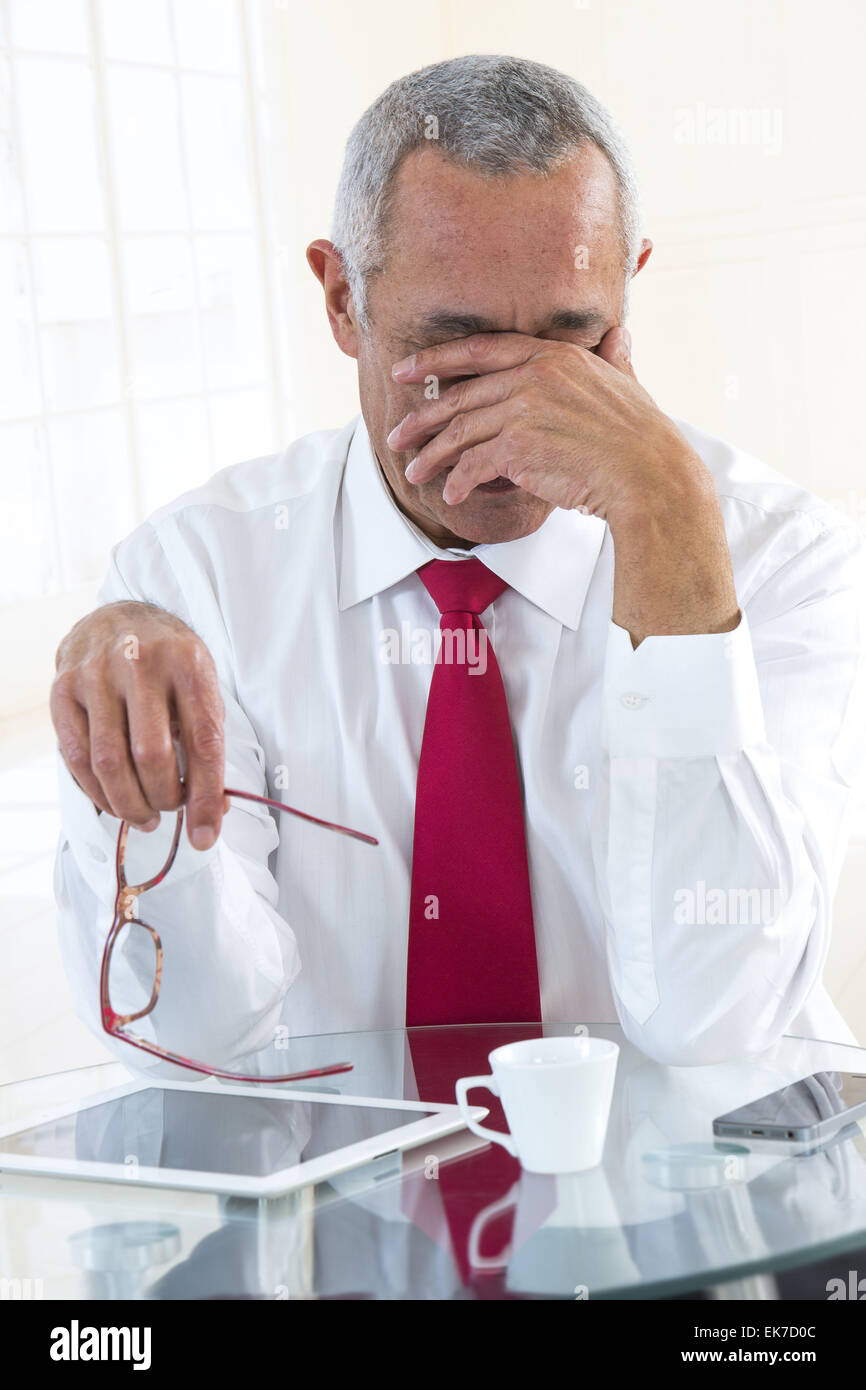 Smart old man seated hi-res stock photography and images - Alamy