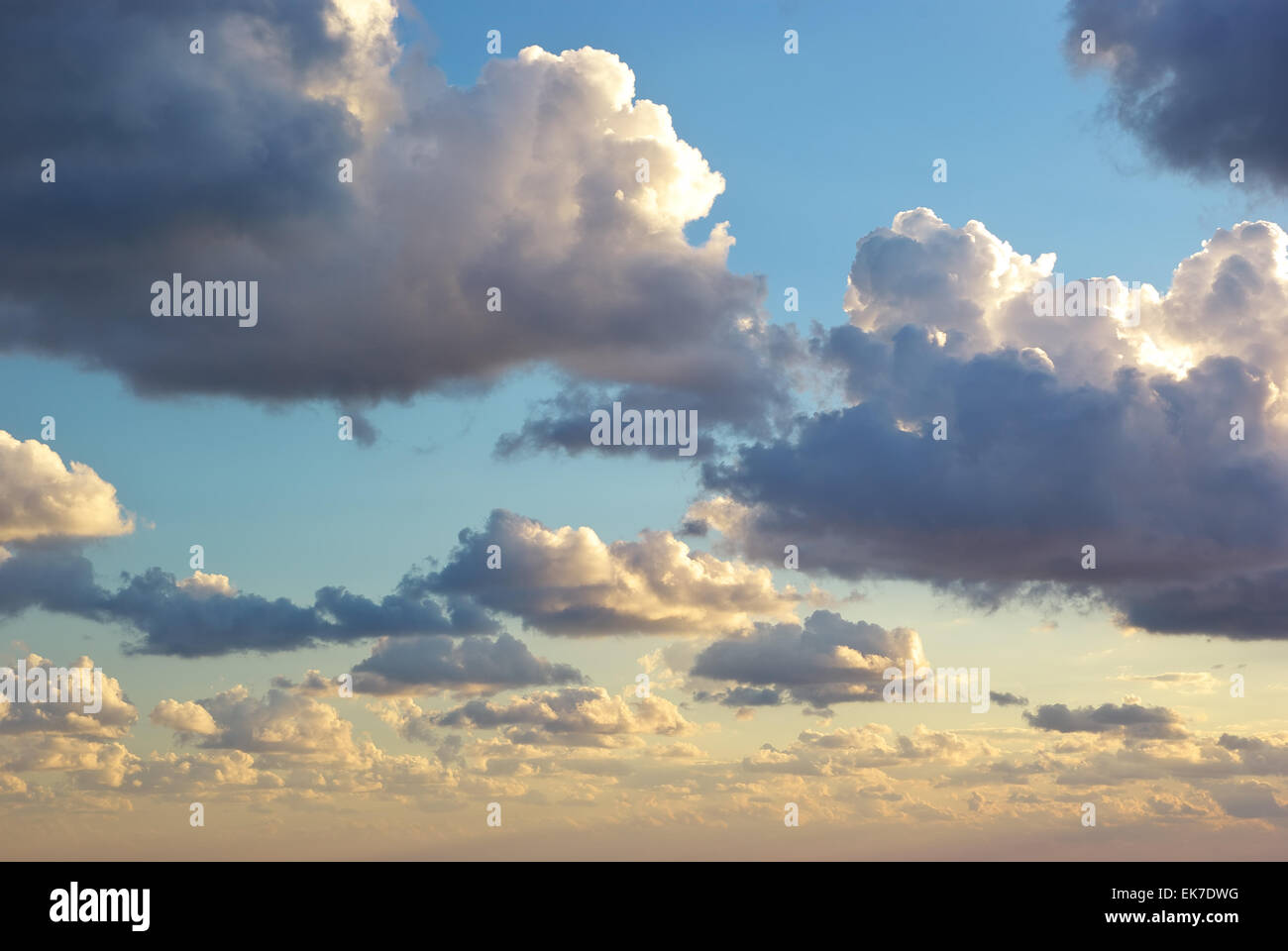 Outdoor clouds and nature hi-res stock photography and images - Alamy