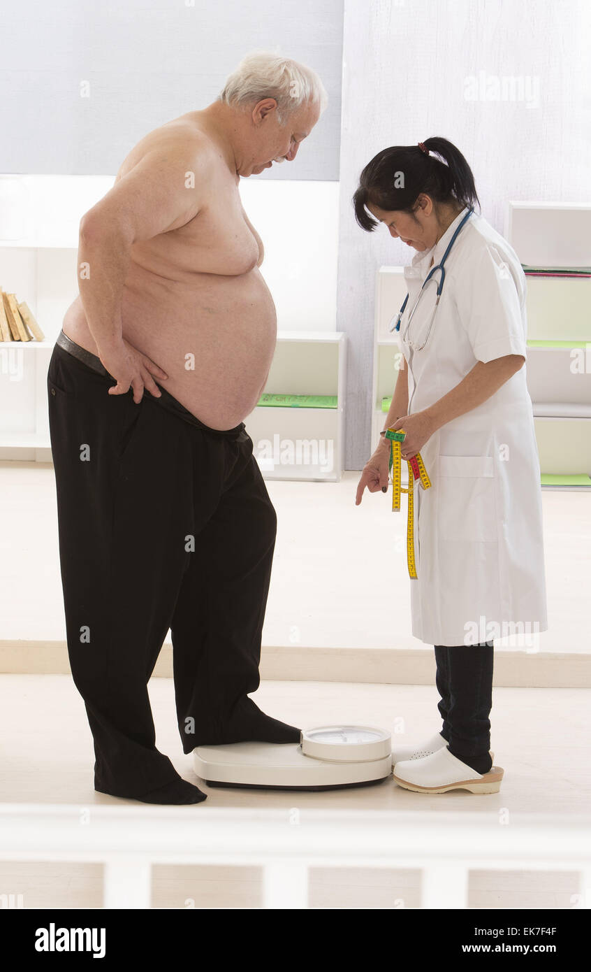 Scales measure weight height hi-res stock photography and images - Alamy