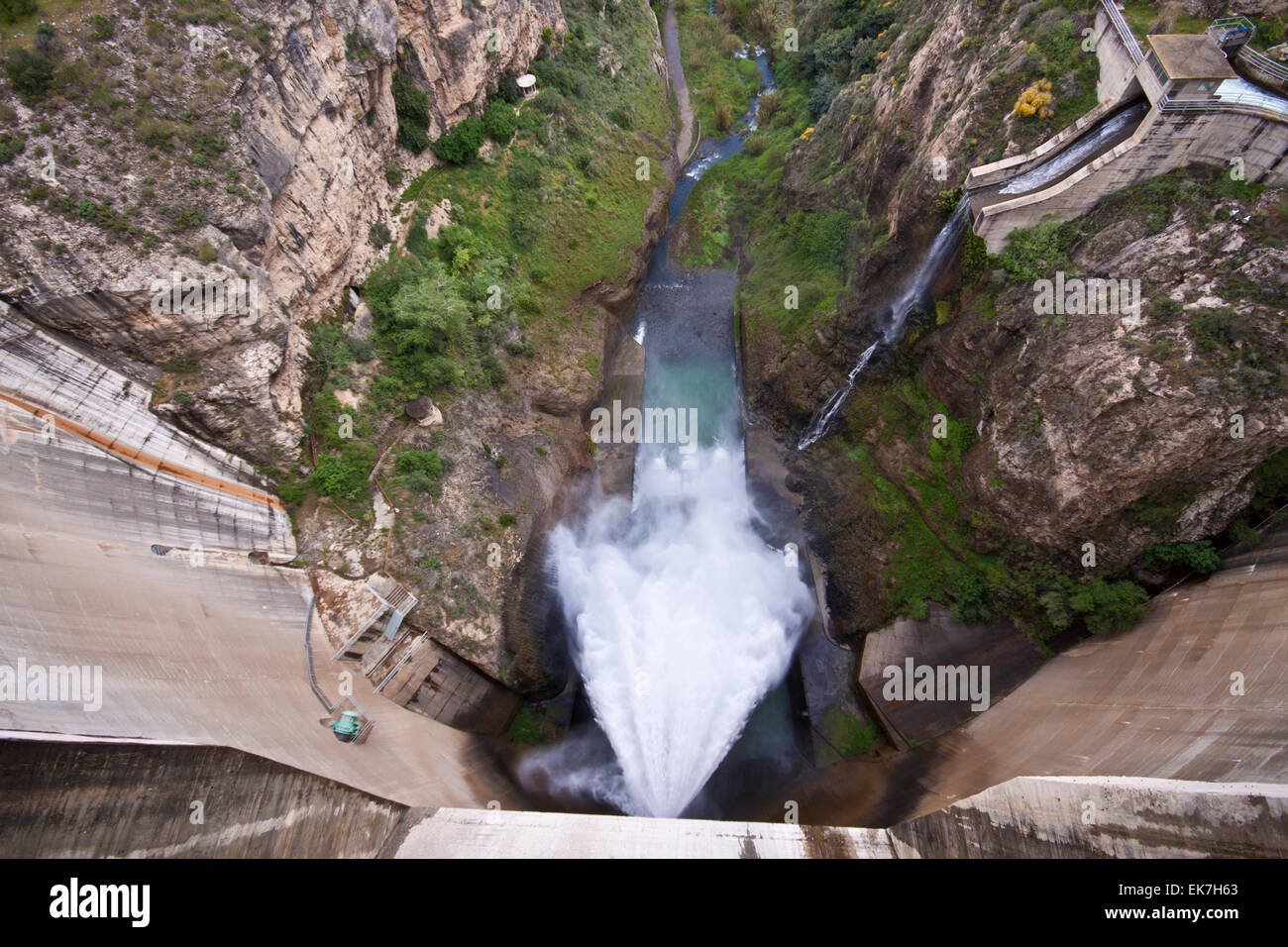 Dam of the hydroelectric power station Stock Photo - Alamy