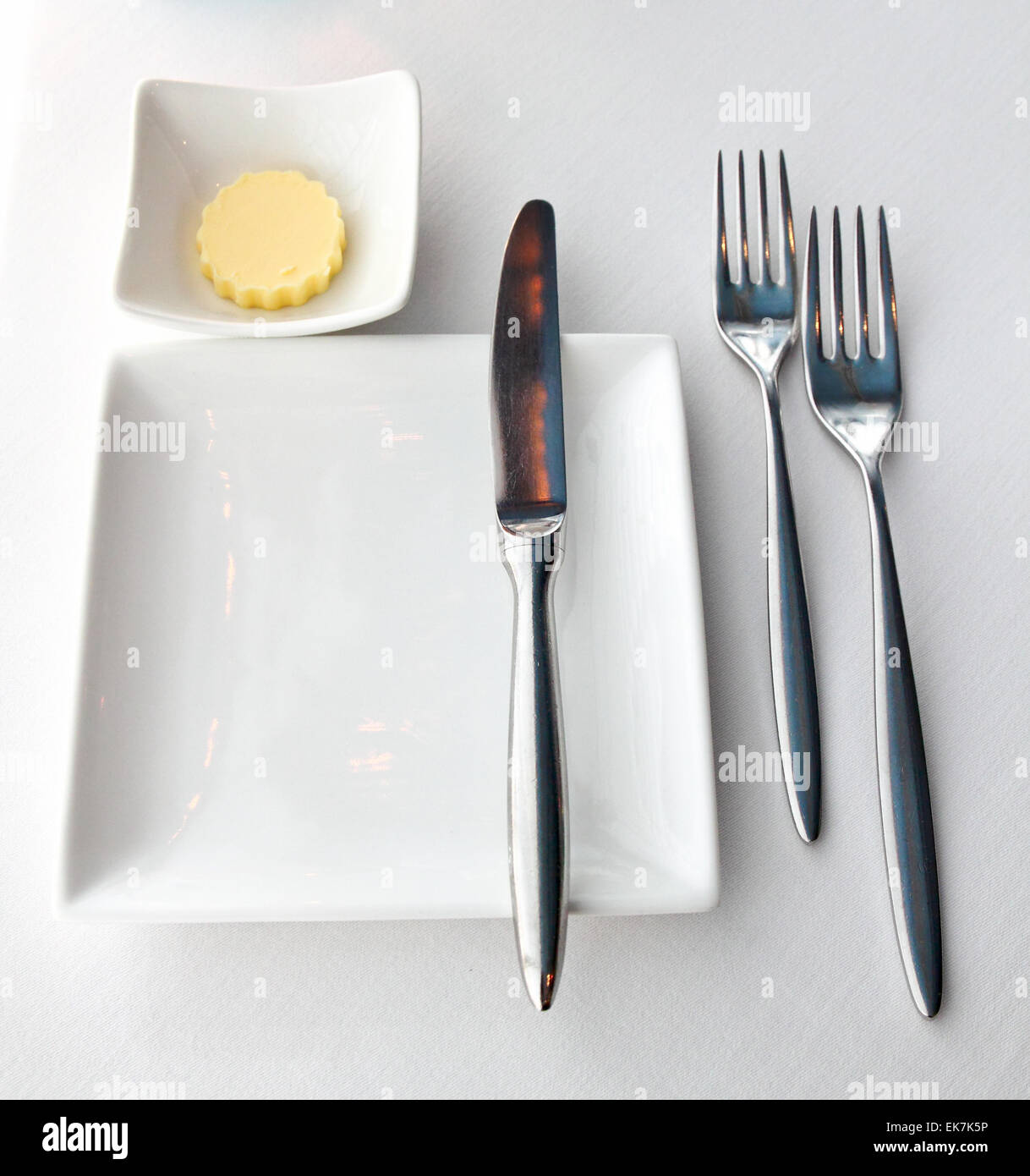 Empty breakfast plate hi-res stock photography and images - Alamy