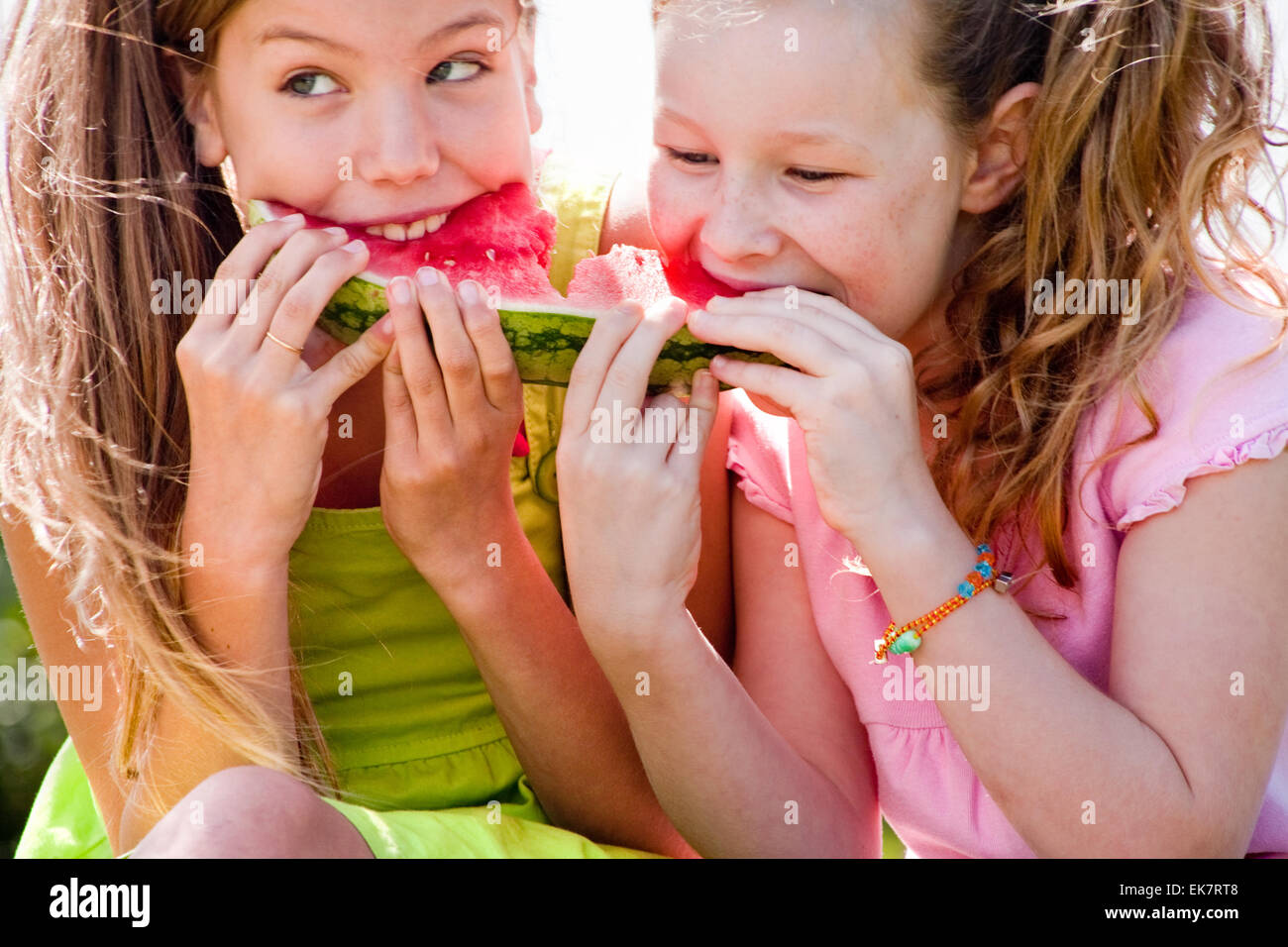 Teenager food fight hi-res stock photography and images - Alamy