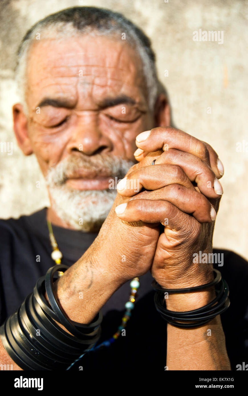 Old African black man with characterful face Stock Photo - Alamy