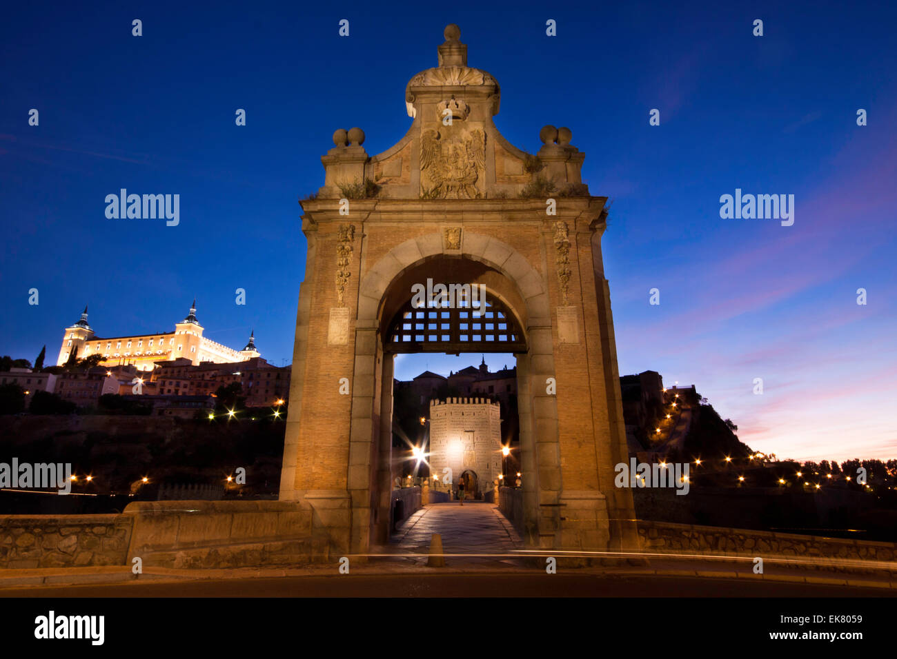 Toledo spain entrance castle gate hi-res stock photography and images ...