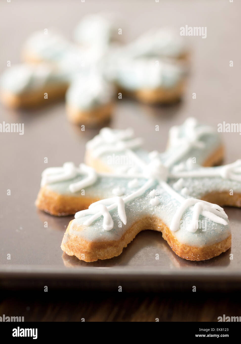 Christmas biscuits snow flakes hi-res stock photography and images - Alamy