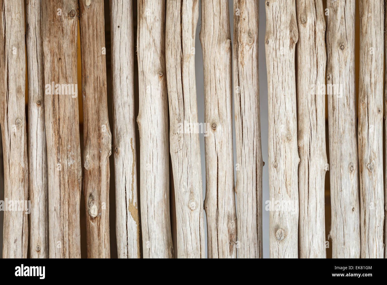 Wood log background textured Stock Photo - Alamy