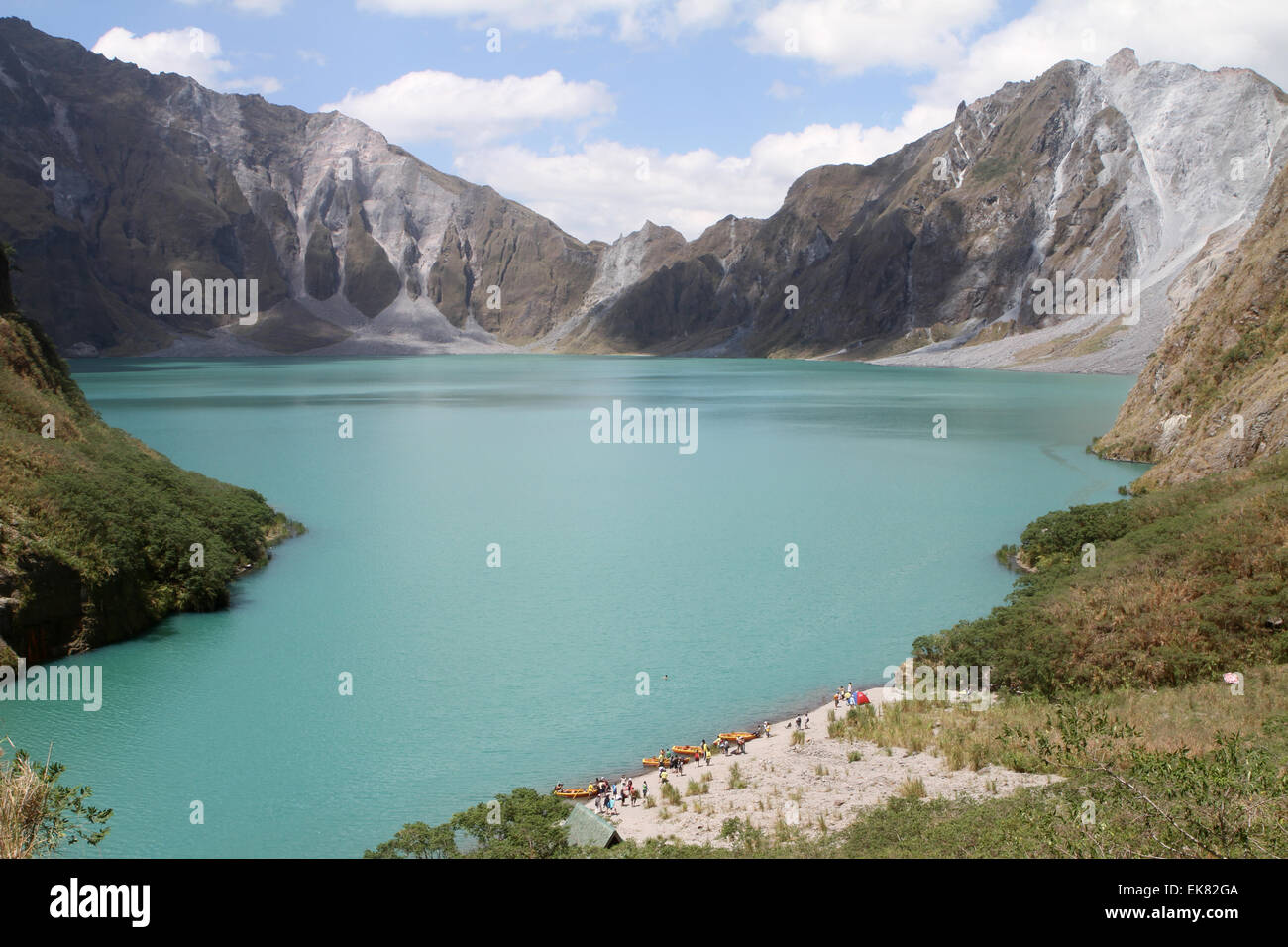 Mount pinatubo volcano hi-res stock photography and images - Alamy