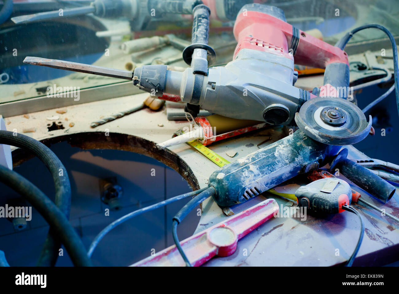 Messy workshop bench tools hi-res stock photography and images - Alamy