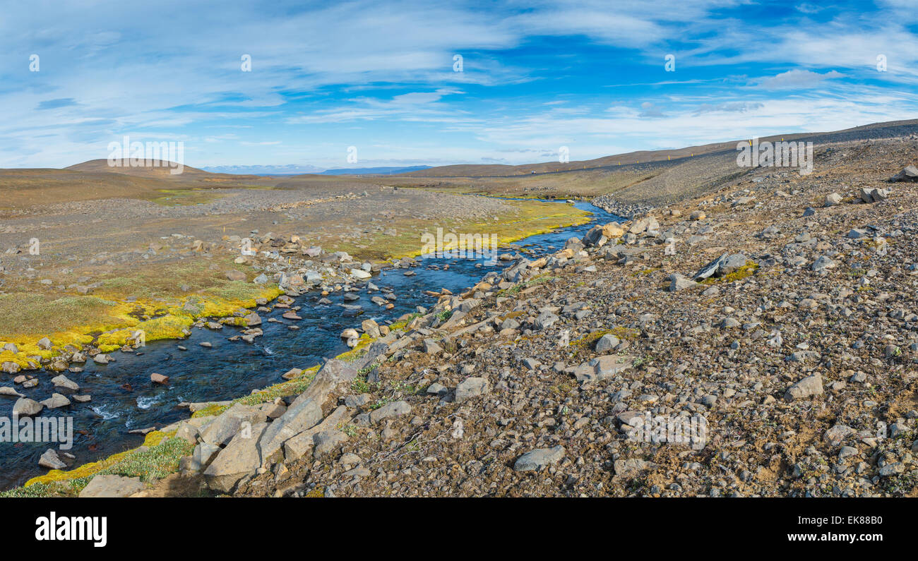 Gully erosion field hi-res stock photography and images - Alamy