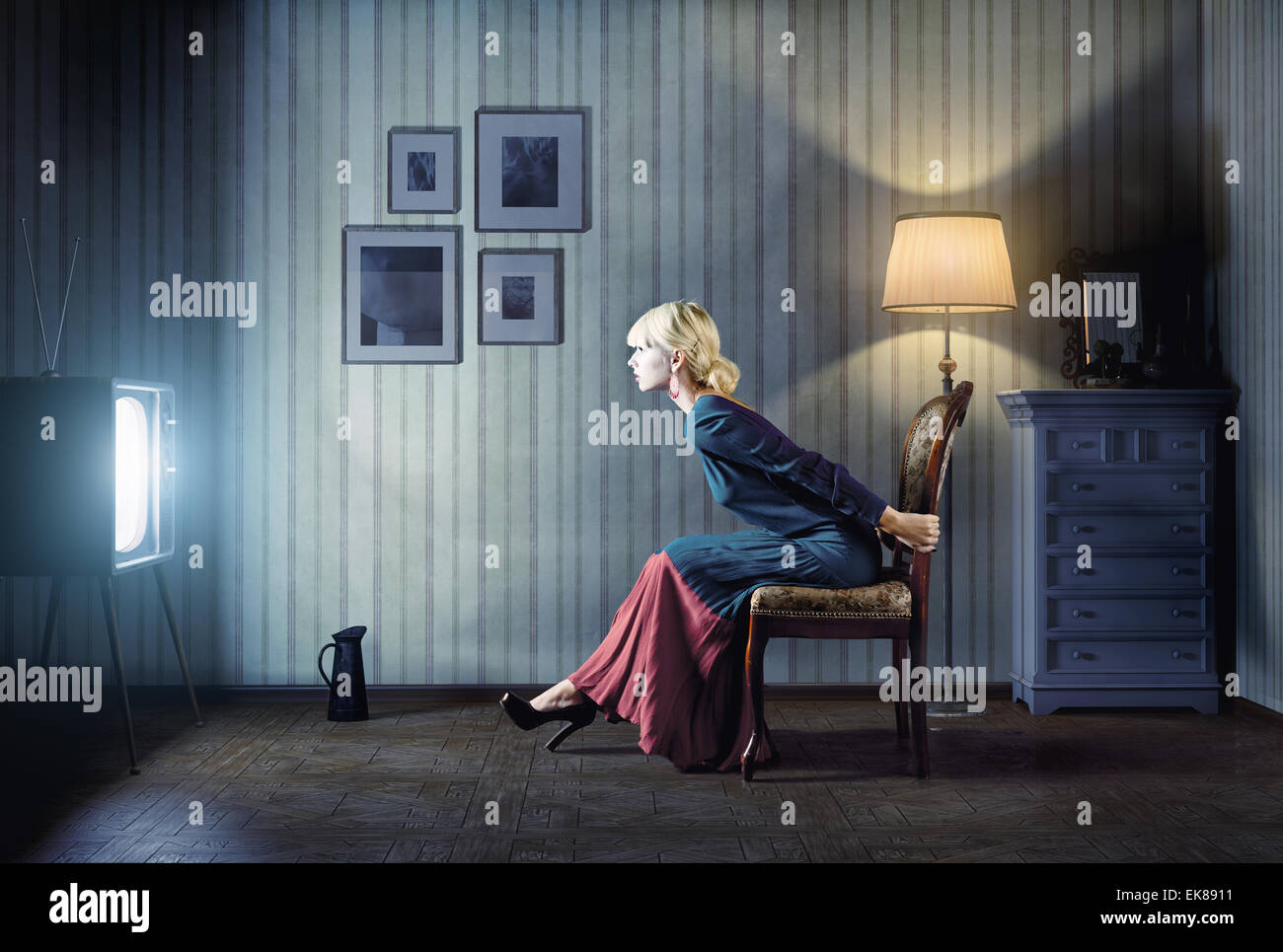 Youngwoman hi-res stock photography and images - Alamy