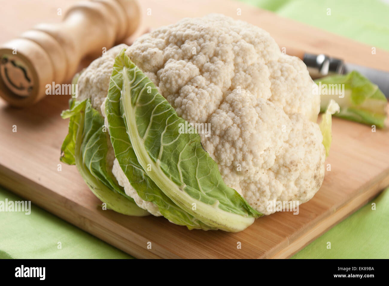 Cauliflower head hi-res stock photography and images - Alamy