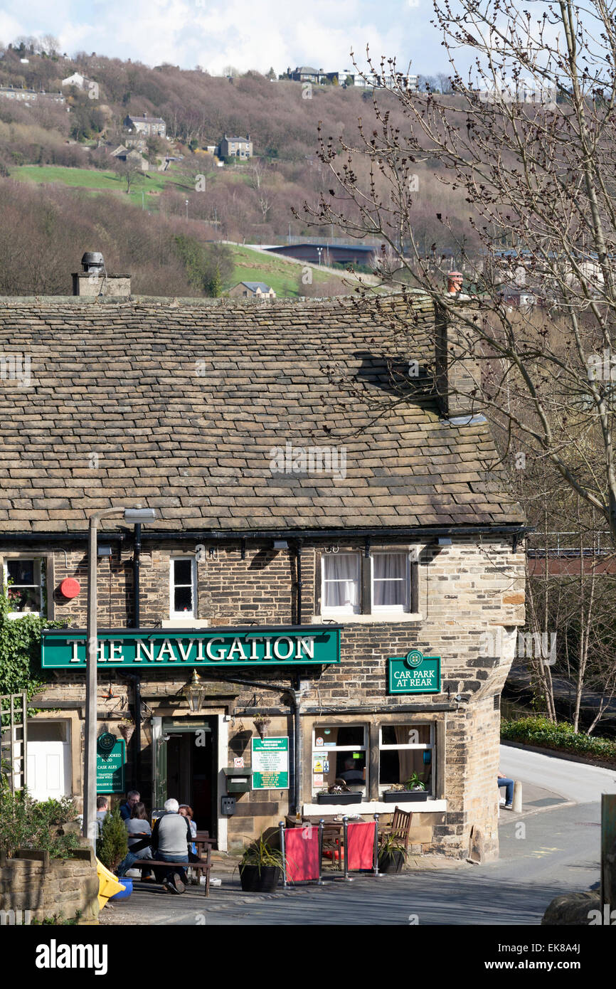 The Navigation Inn, Sowerby Bridge, West Yorkshire Stock Photo - Alamy