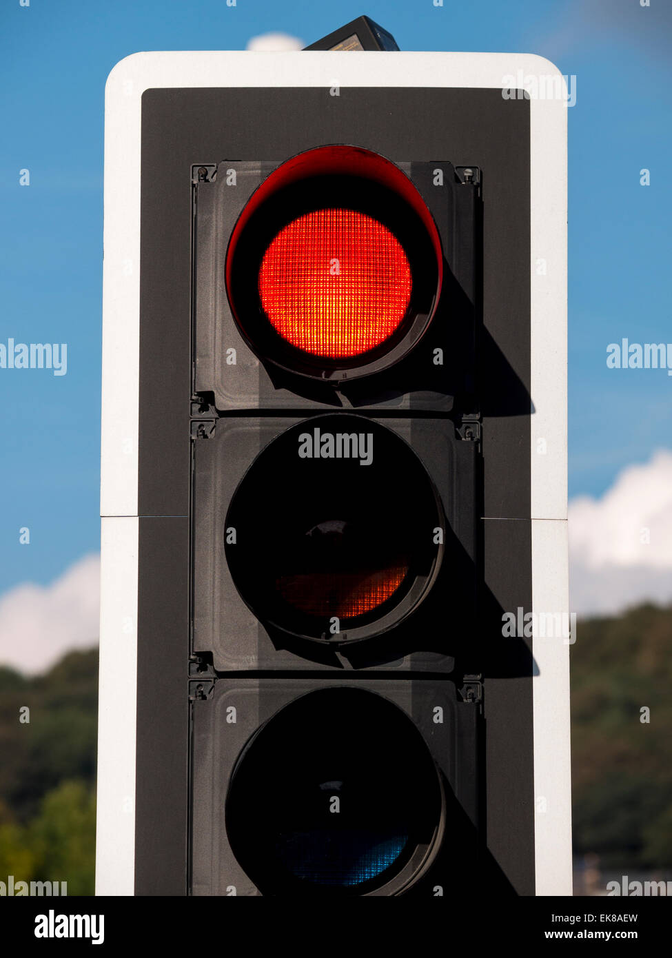 Red traffic light and uk hi-res stock photography and images - Alamy