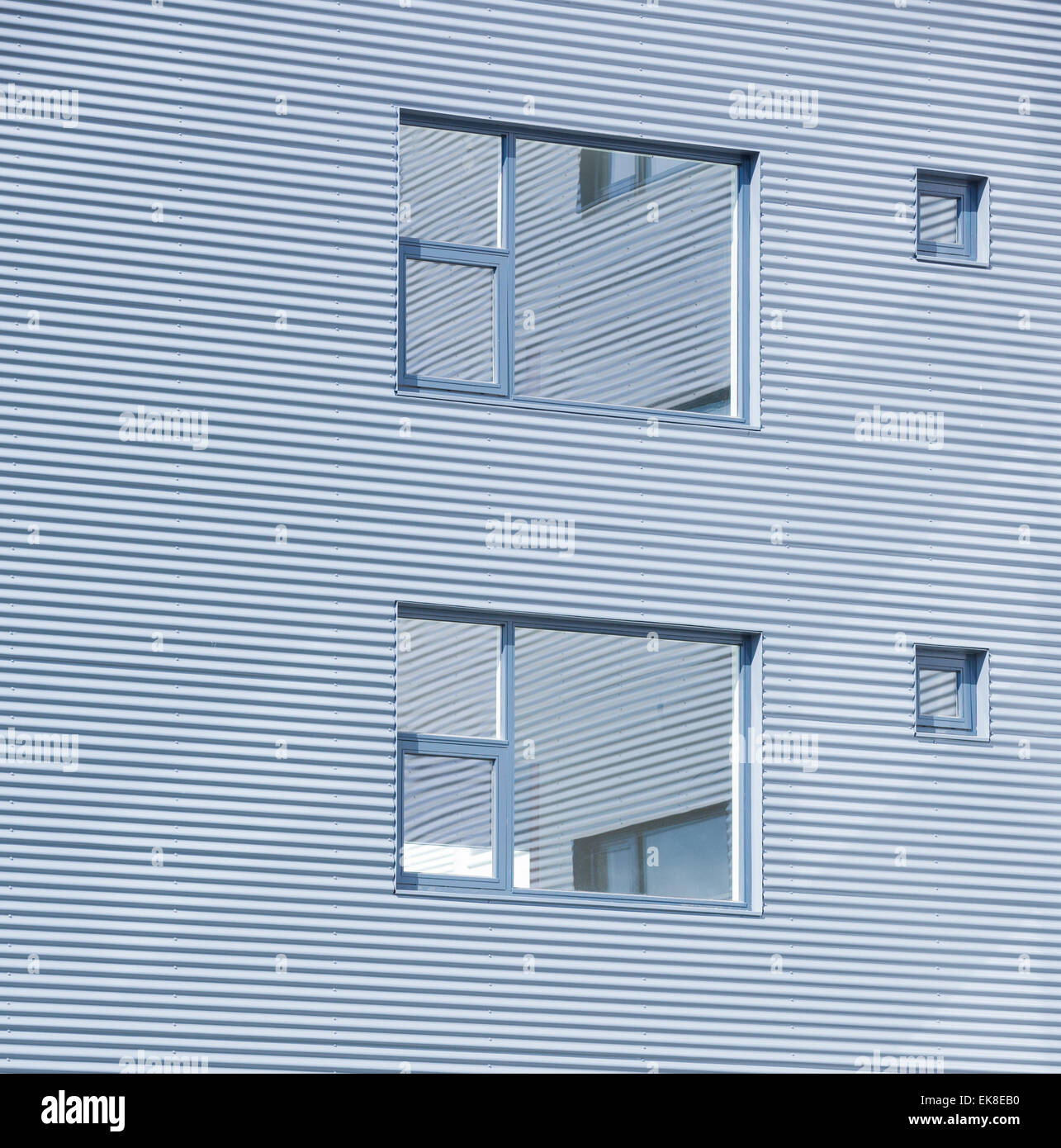 Window pane empty exterior hi-res stock photography and images - Alamy