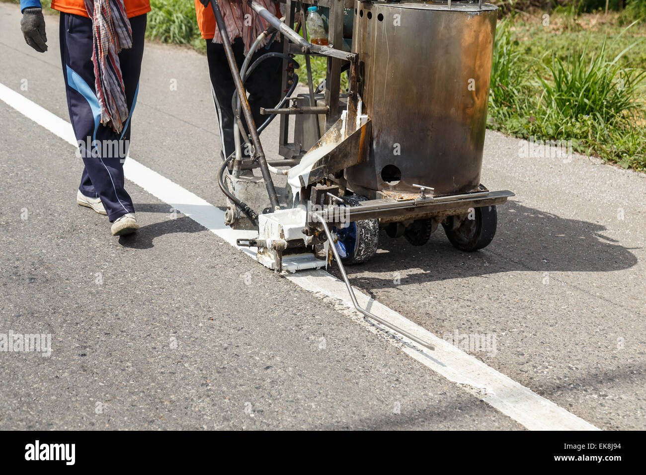 Painting machine hi-res stock photography and images - Alamy