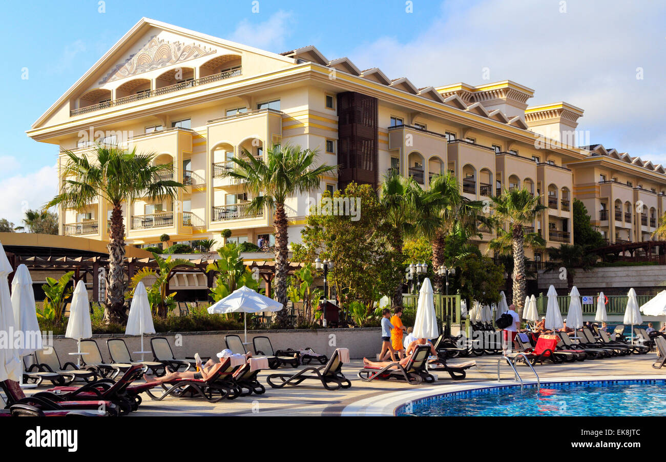 Building swimming hi-res stock photography and images - Alamy