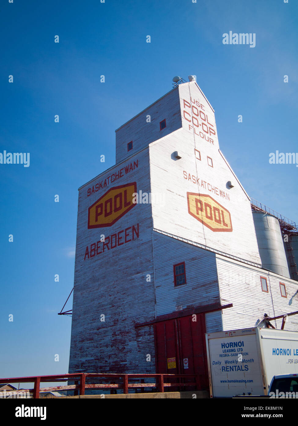 Grain elevator aberdeen saskatchewan canada hi-res stock photography ... Grain elevator aberdeen saskatchewan canada hi-res stock photography ...