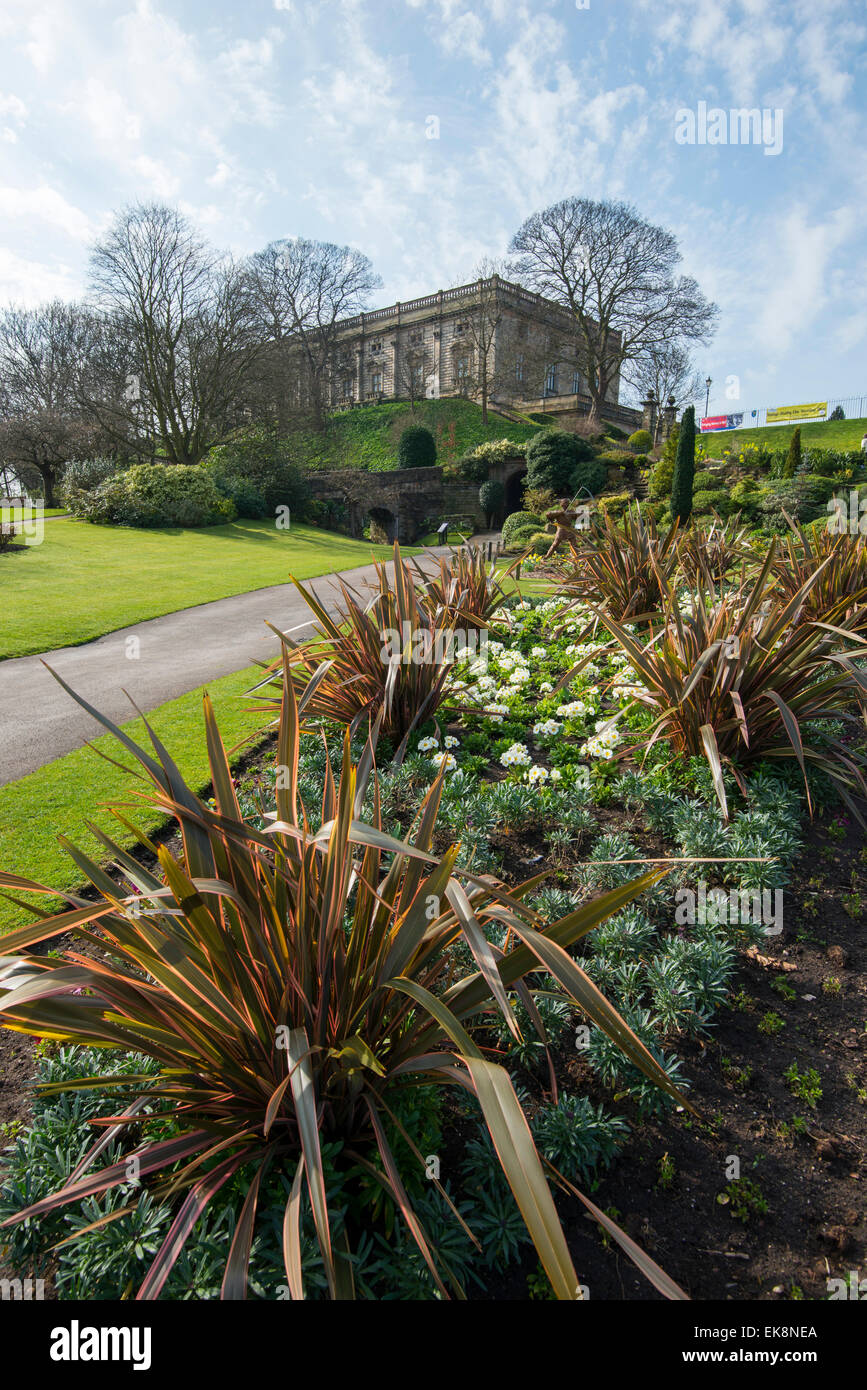 Spring at Nottingham Castle, Nottinghamshire England UK Stock Photo - Alamy
