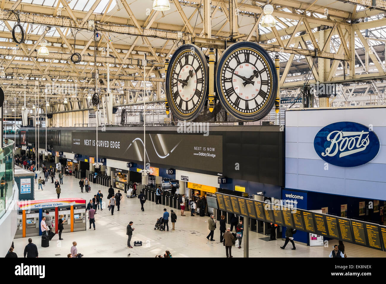 Waterloo Railway Station - London Stock Photo - Alamy