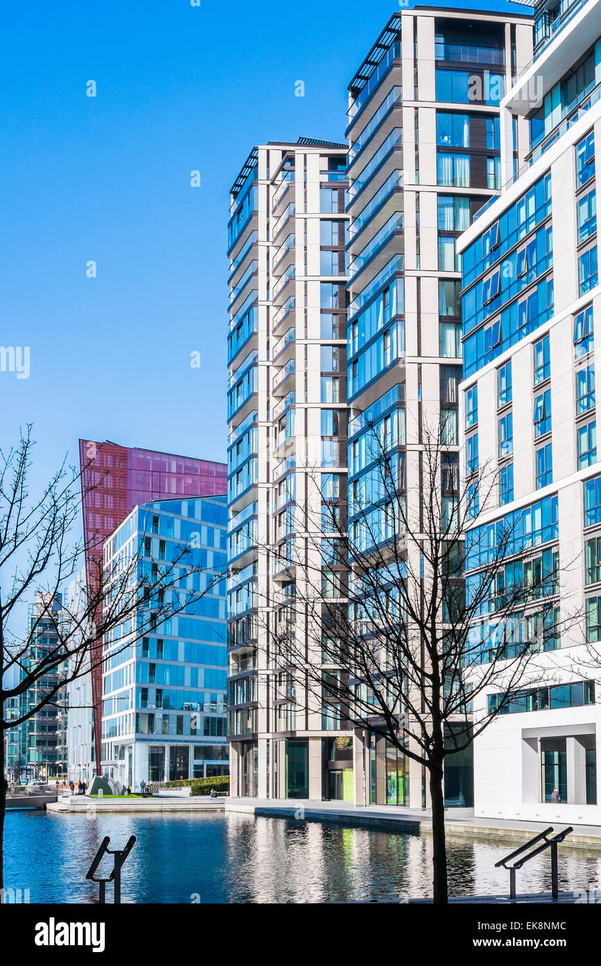 Merchant Square Paddington Waterside - London Stock Photo - Alamy