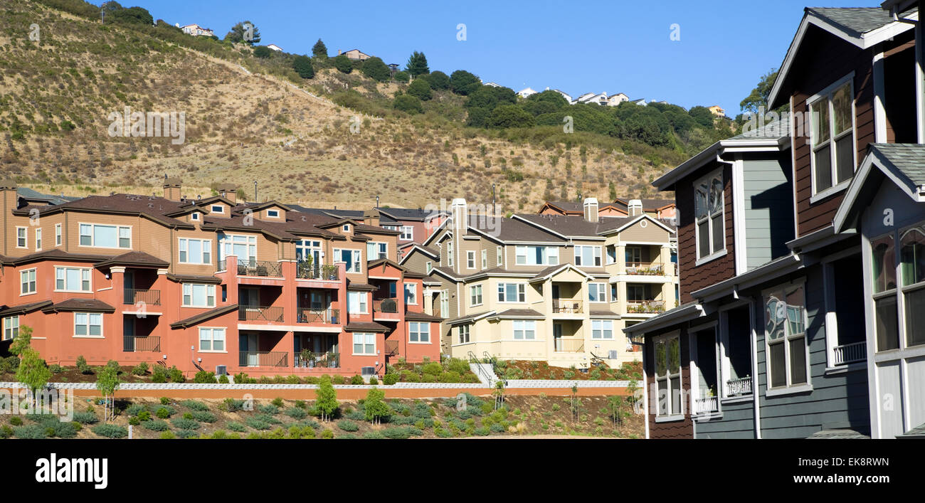 Sprawling hillside development hi-res stock photography and images - Alamy