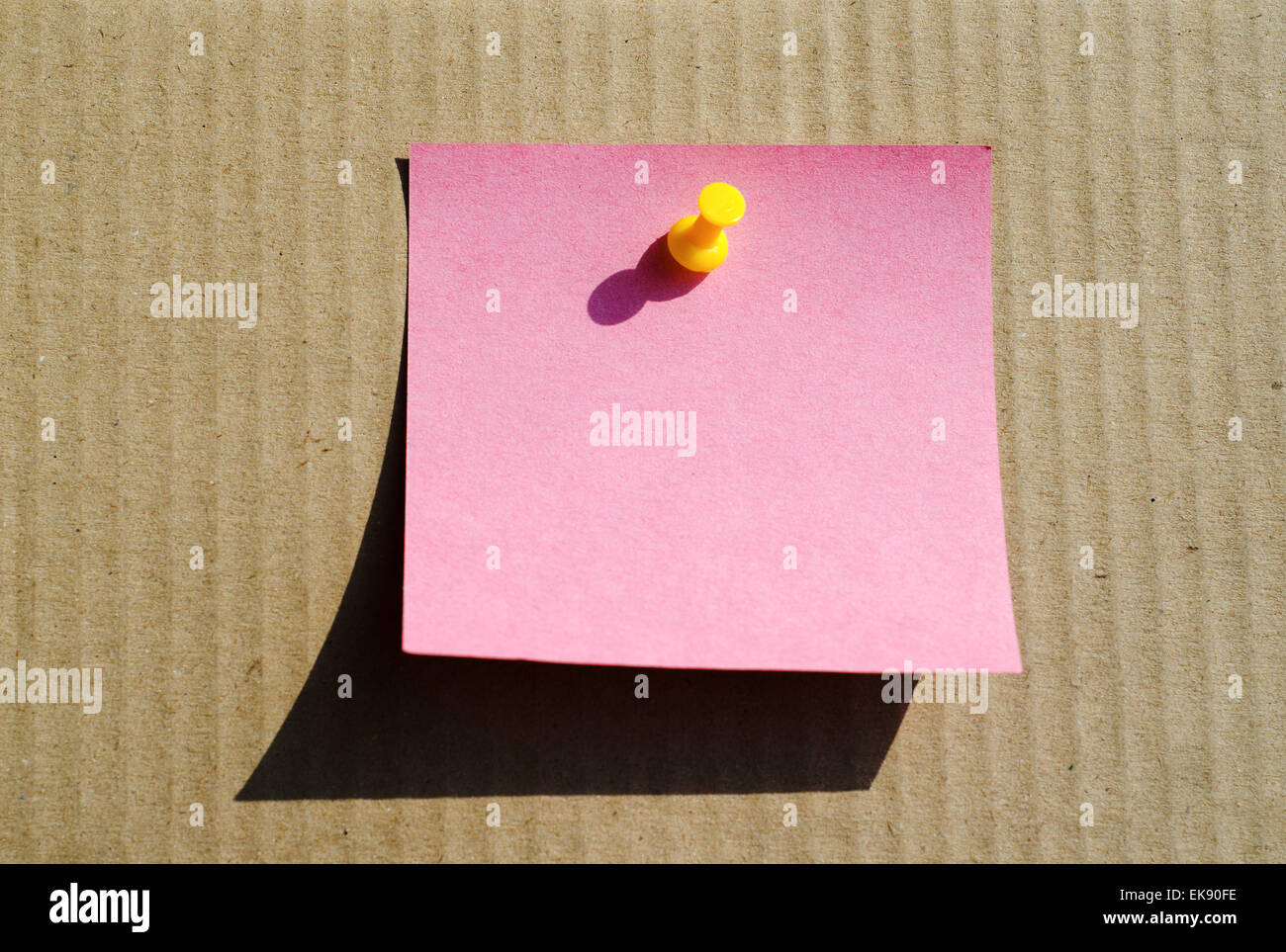 Pin post it hi-res stock photography and images - Alamy
