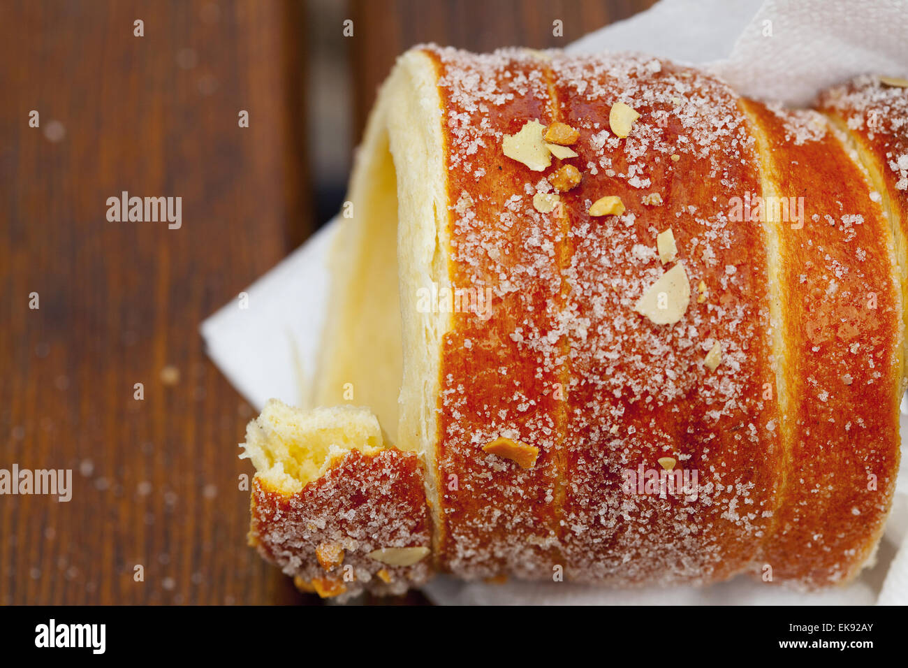 cake coils with sugar and nuts Stock Photo - Alamy