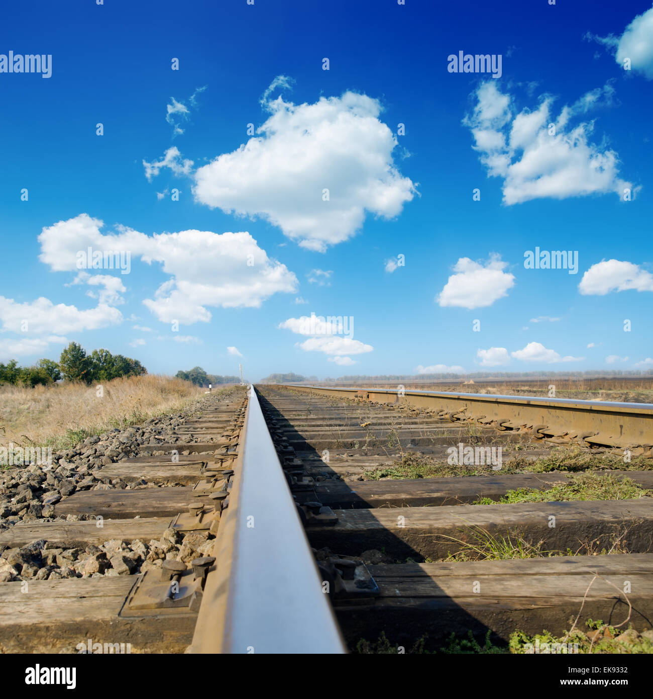 railway to horizon Stock Photo - Alamy